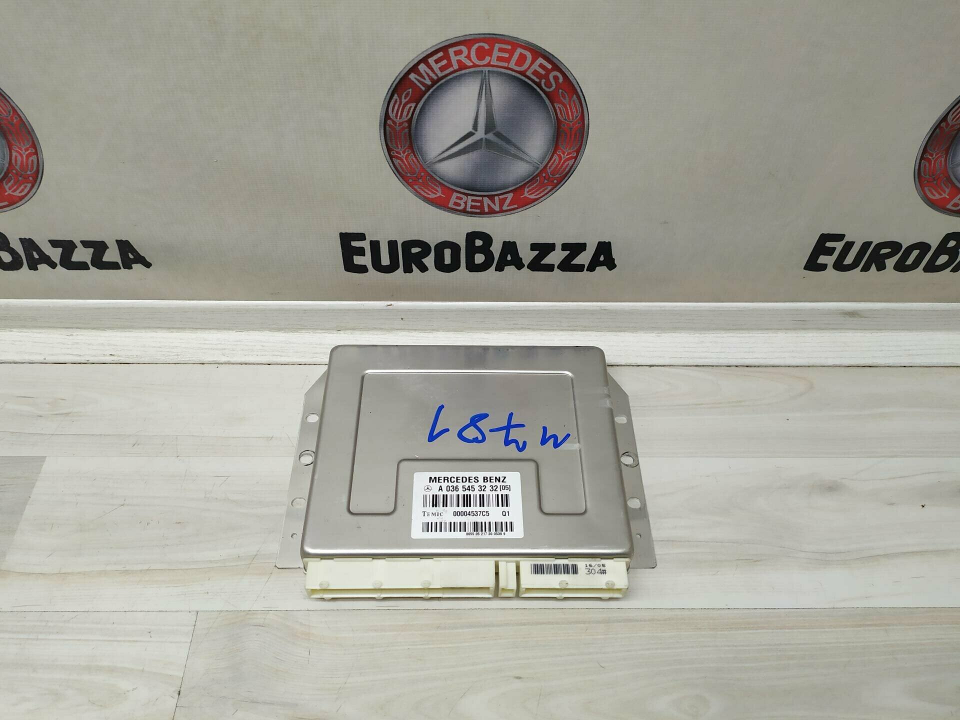 Блок управления пневмоподвеской Mercedes W219 A0365453232