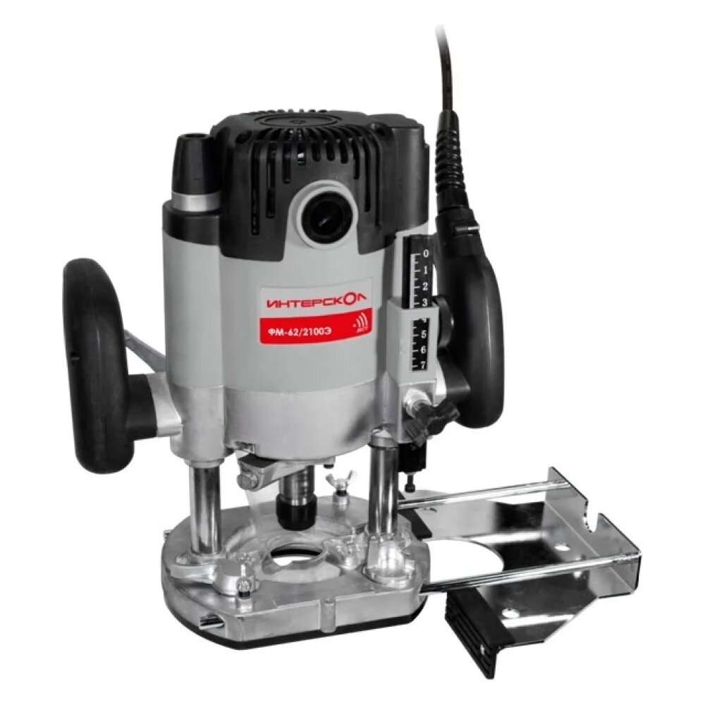 Универсальный фрезер Интерскол ФМ-62/2100Э 703.1.0.00