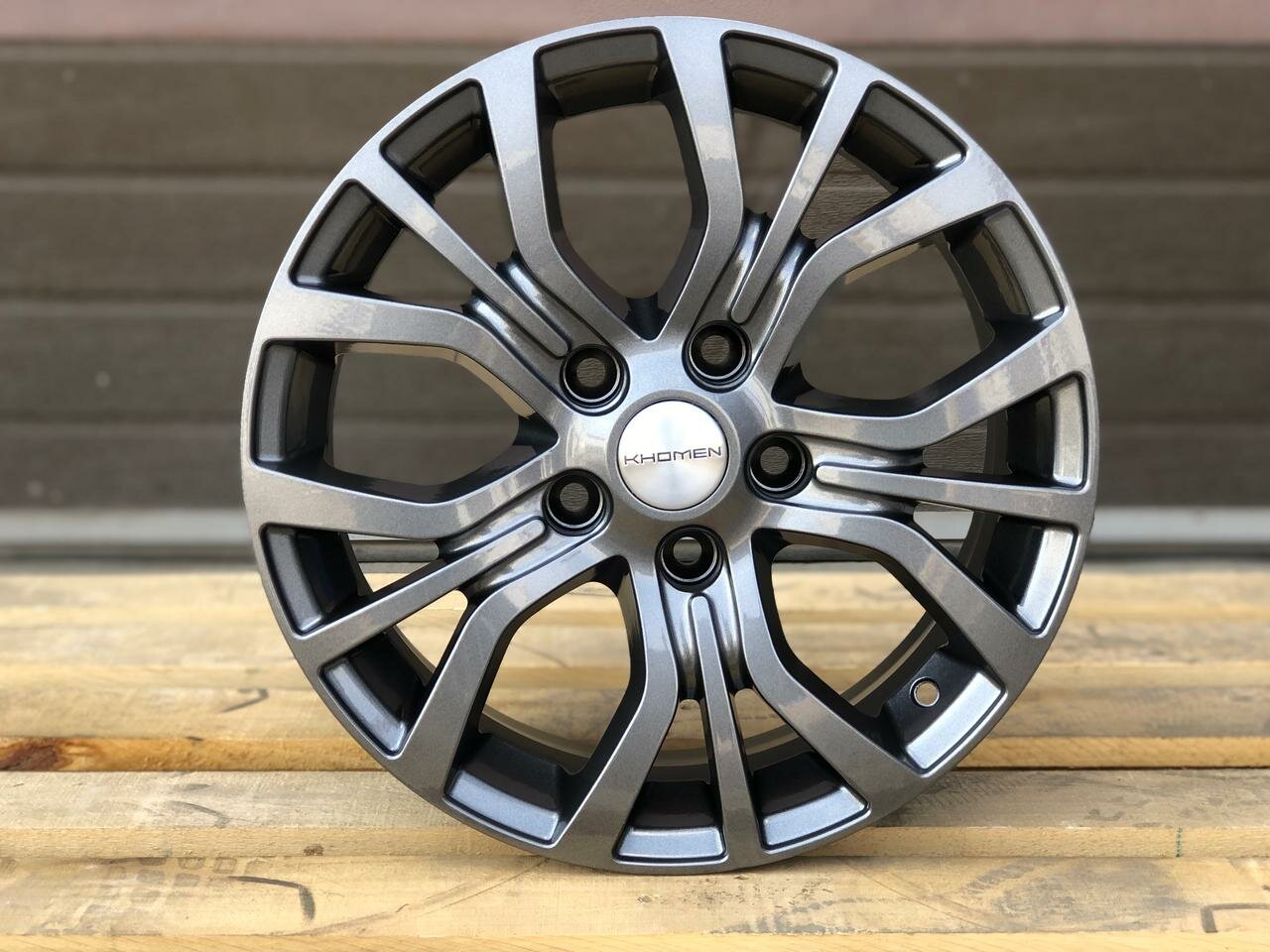 Диски автомобильные KHW1608 6.5x16 ЕТ38 5x114.3 67.1 Gray