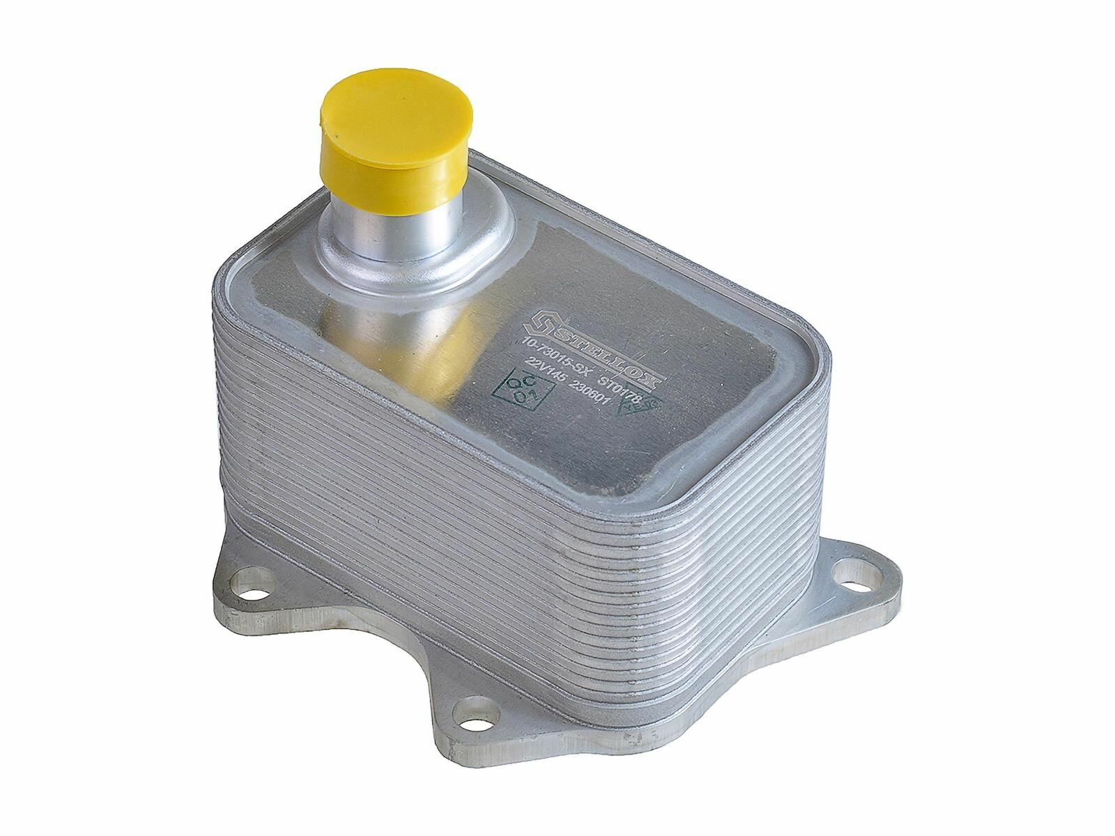 Радиатор масляный для Шкода Октавия 2, Фольксваген Пассат B6, B7, Тигуан, Ван 10-73015-SX STELLOX