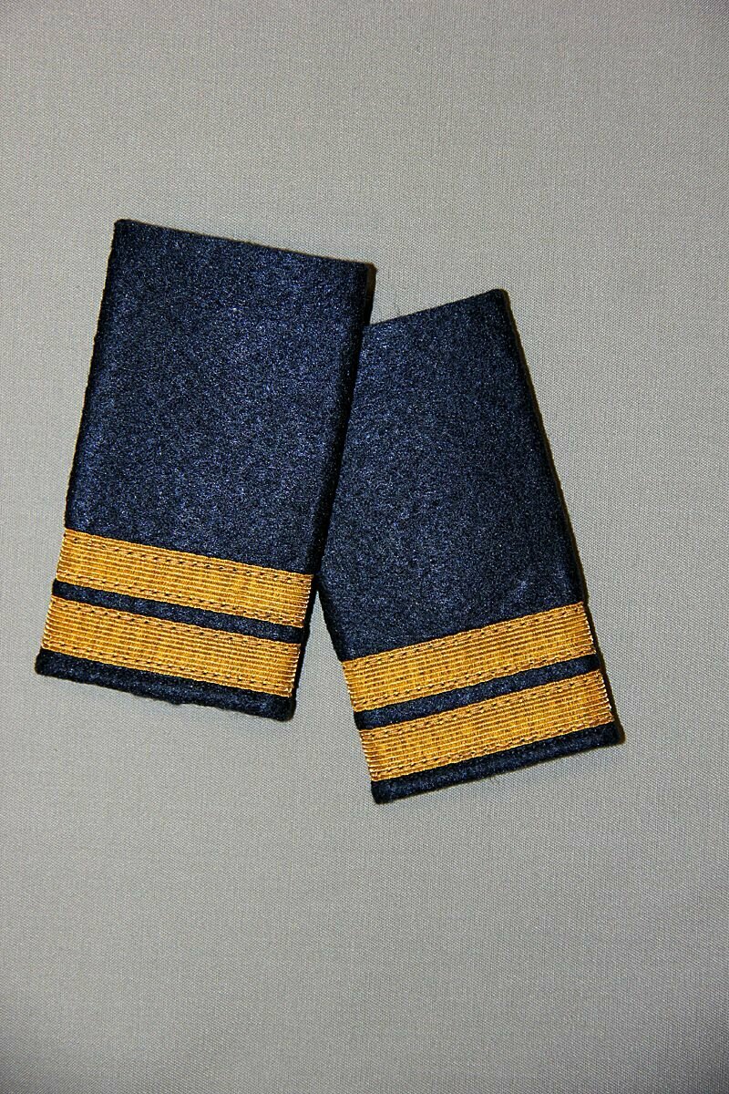 Погоны 3-го механика, торговый флот, фетровые, золотой галун, 5,3х9,5см