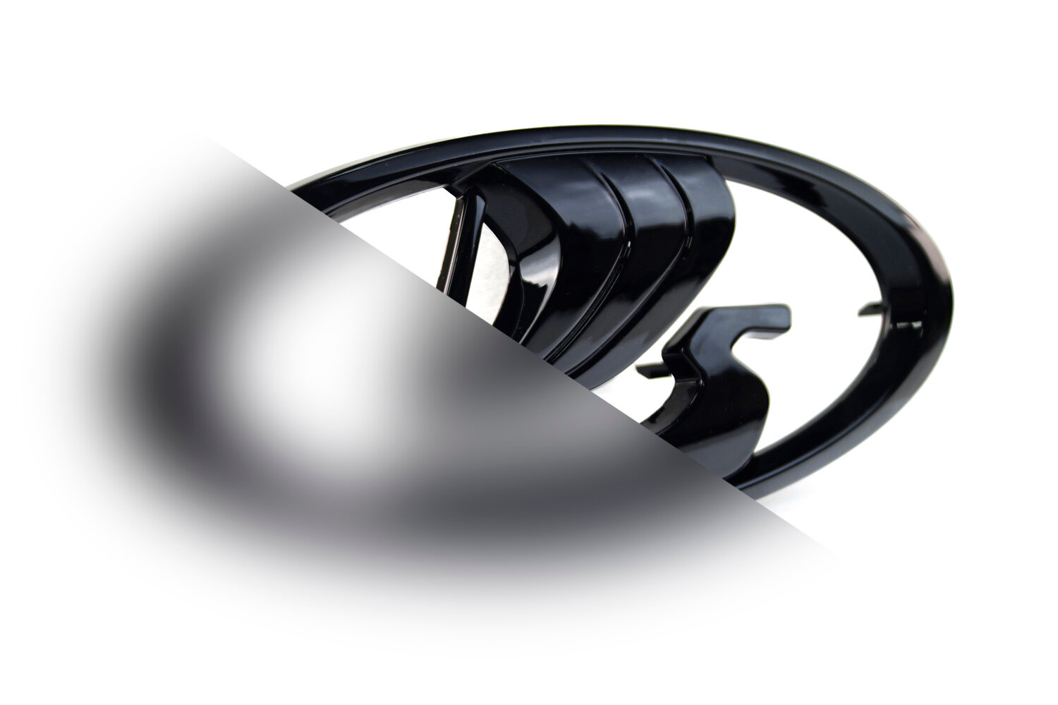 Шильдик Ладья нового образца, черный лак Веста, Икс Рей, Нива 4х4 Урбан 21214, 2131, Гранта FL, Ларгус FL, Нива Тревел