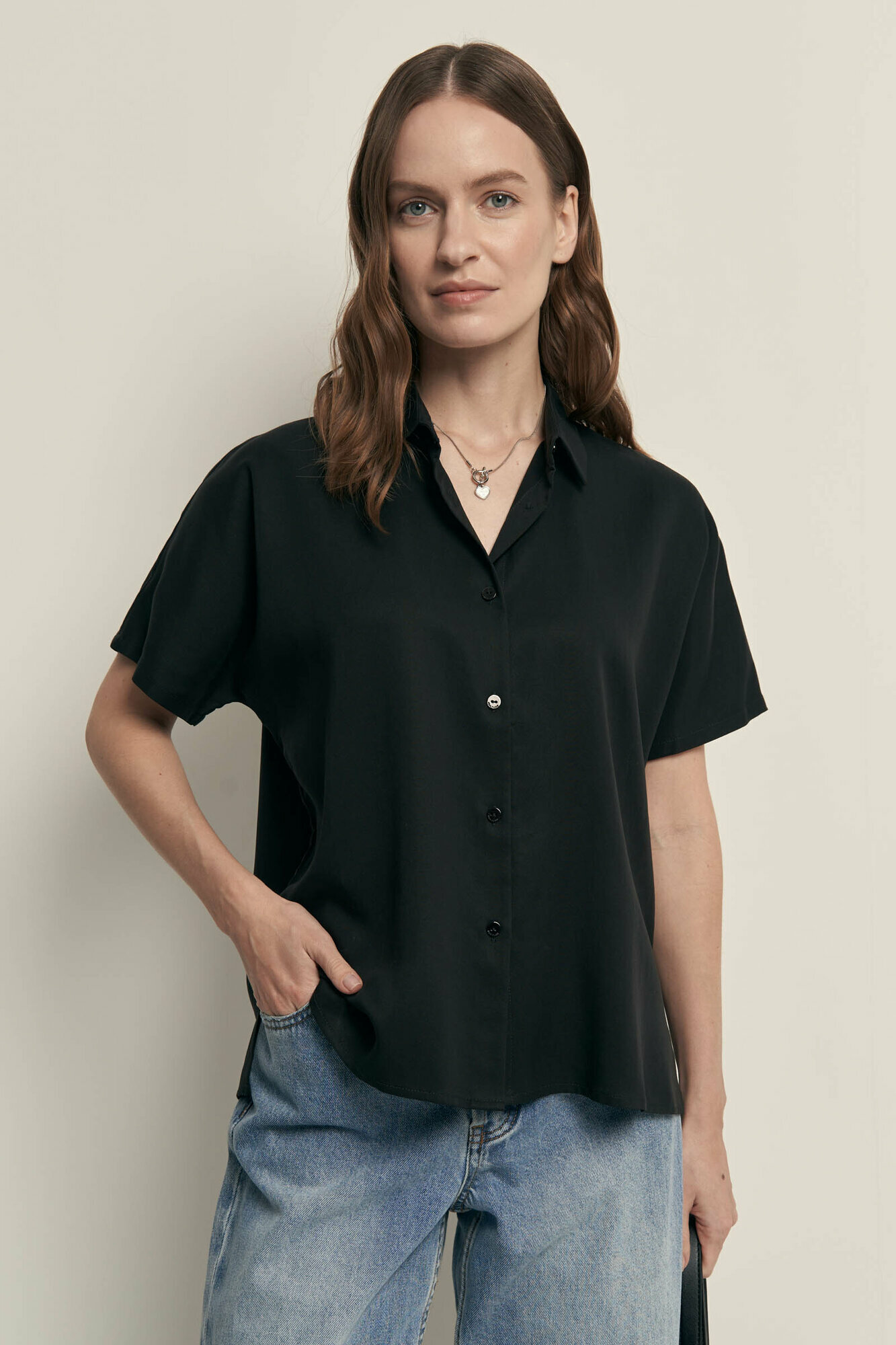 Блуза из тенселя с коротким рукавом