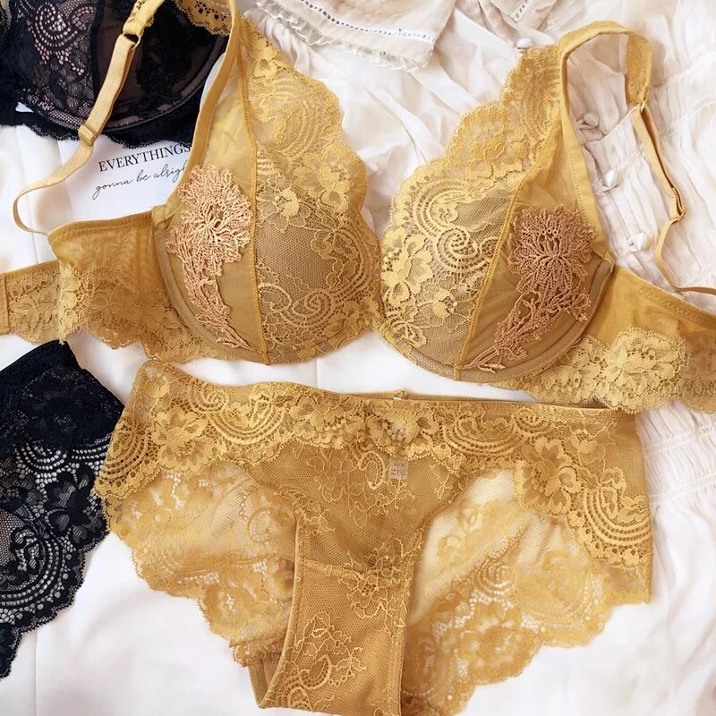 Комплект нижнего белья