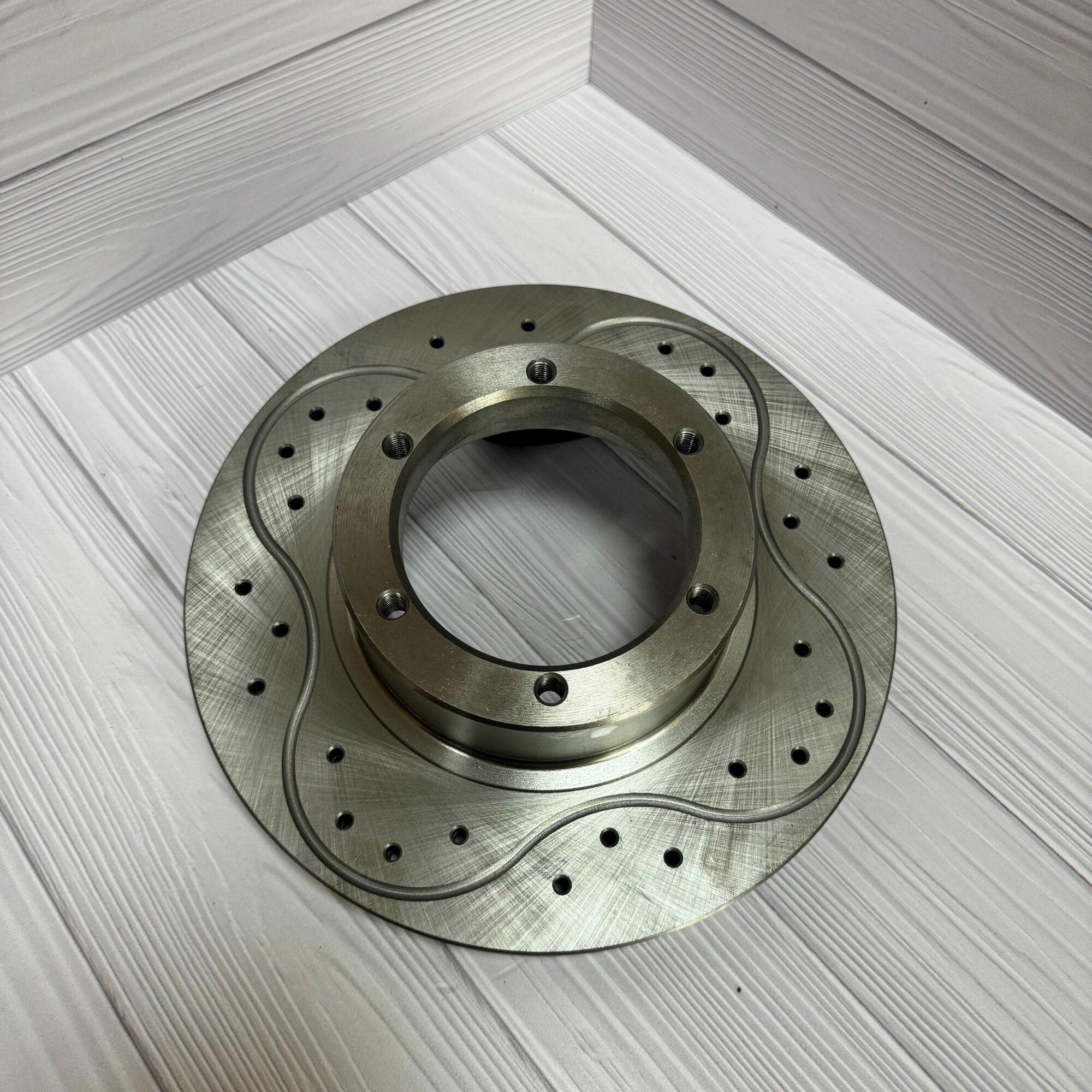 Диск Тормозной на газель 3302, Бизнес спорт (перфорация) Н/О (104мм)