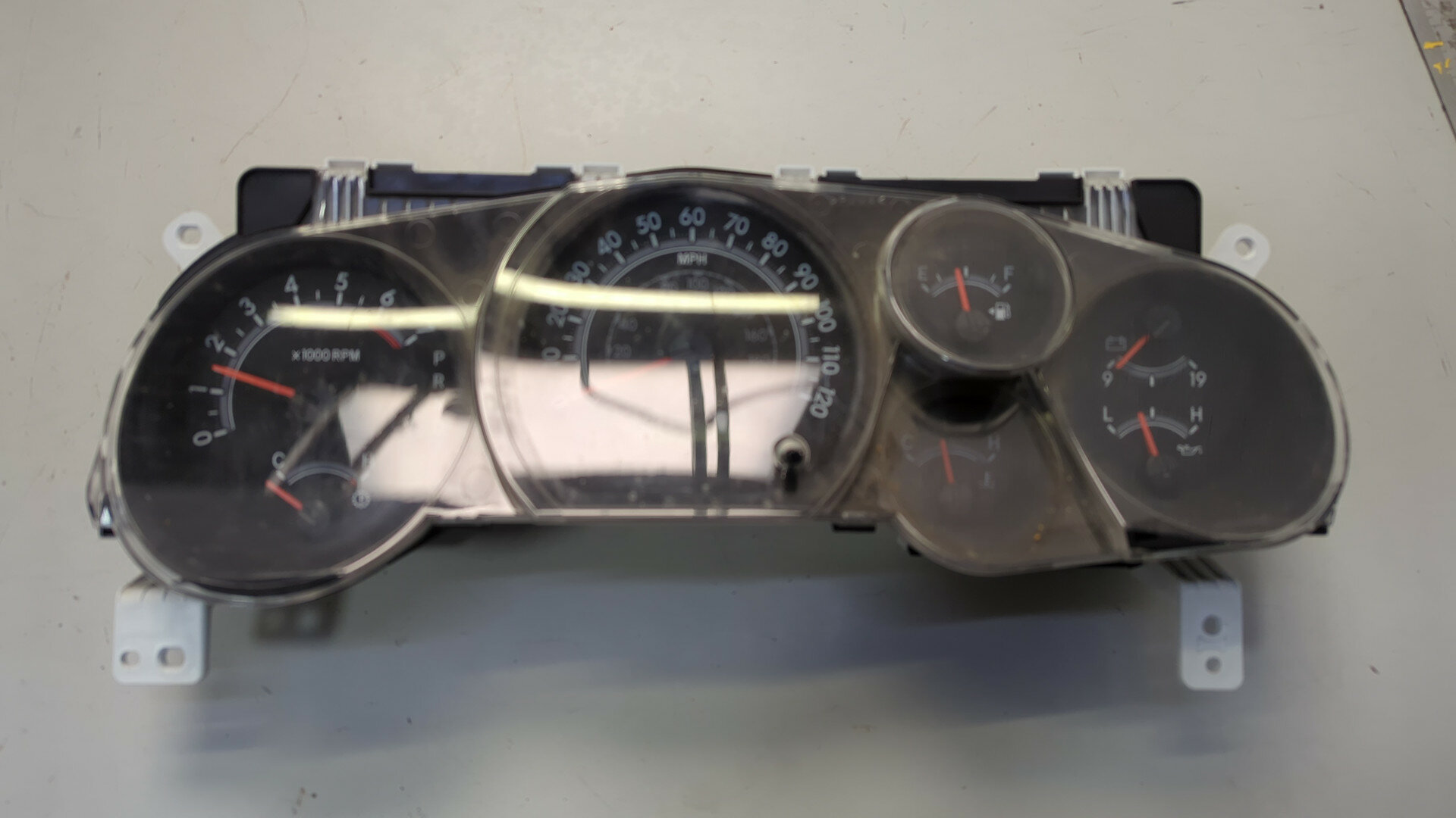 Приборная панель Toyota Sequoia Б/У