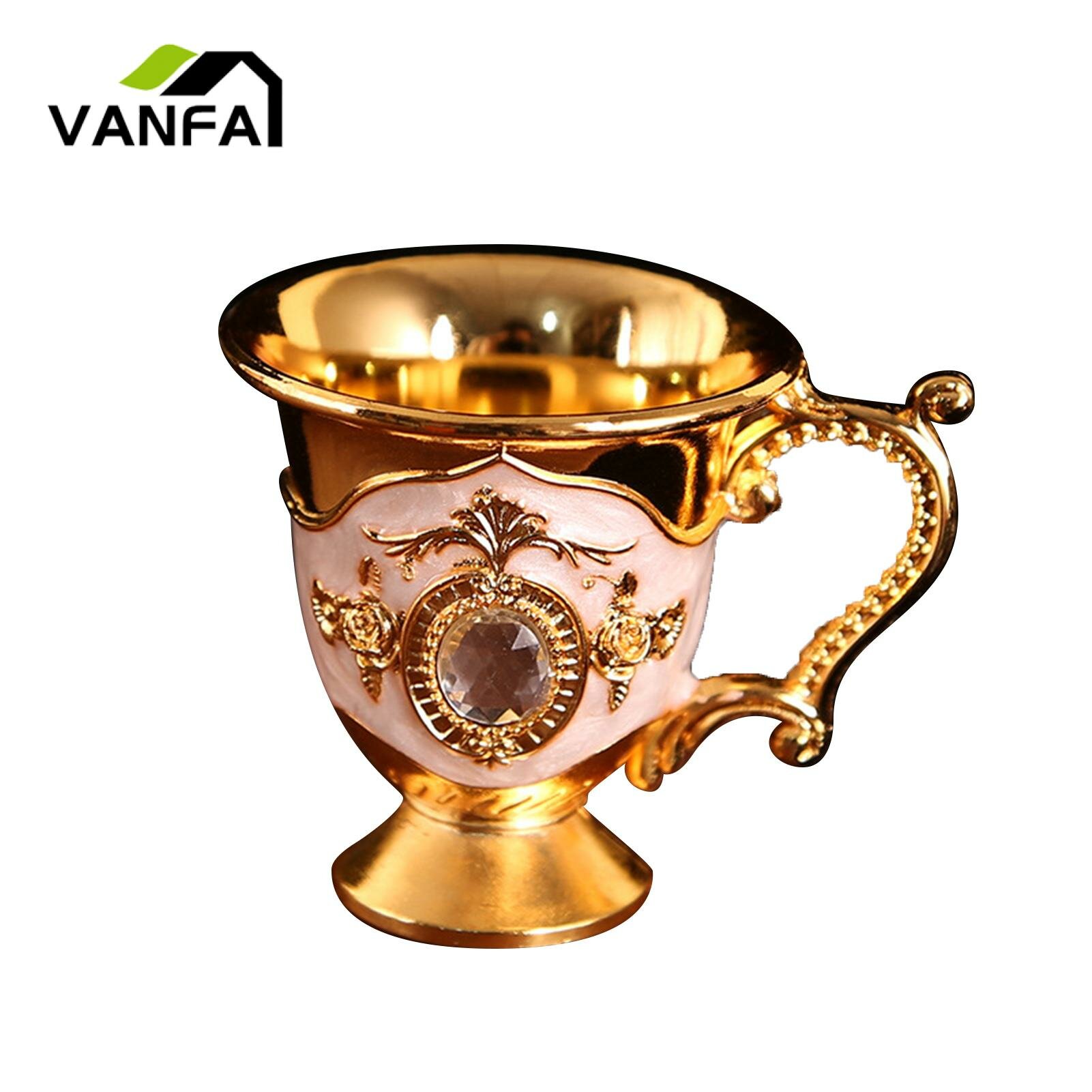 Визуальный эффект стакана для ликера Элегантный цветочный узор стакана для ликера