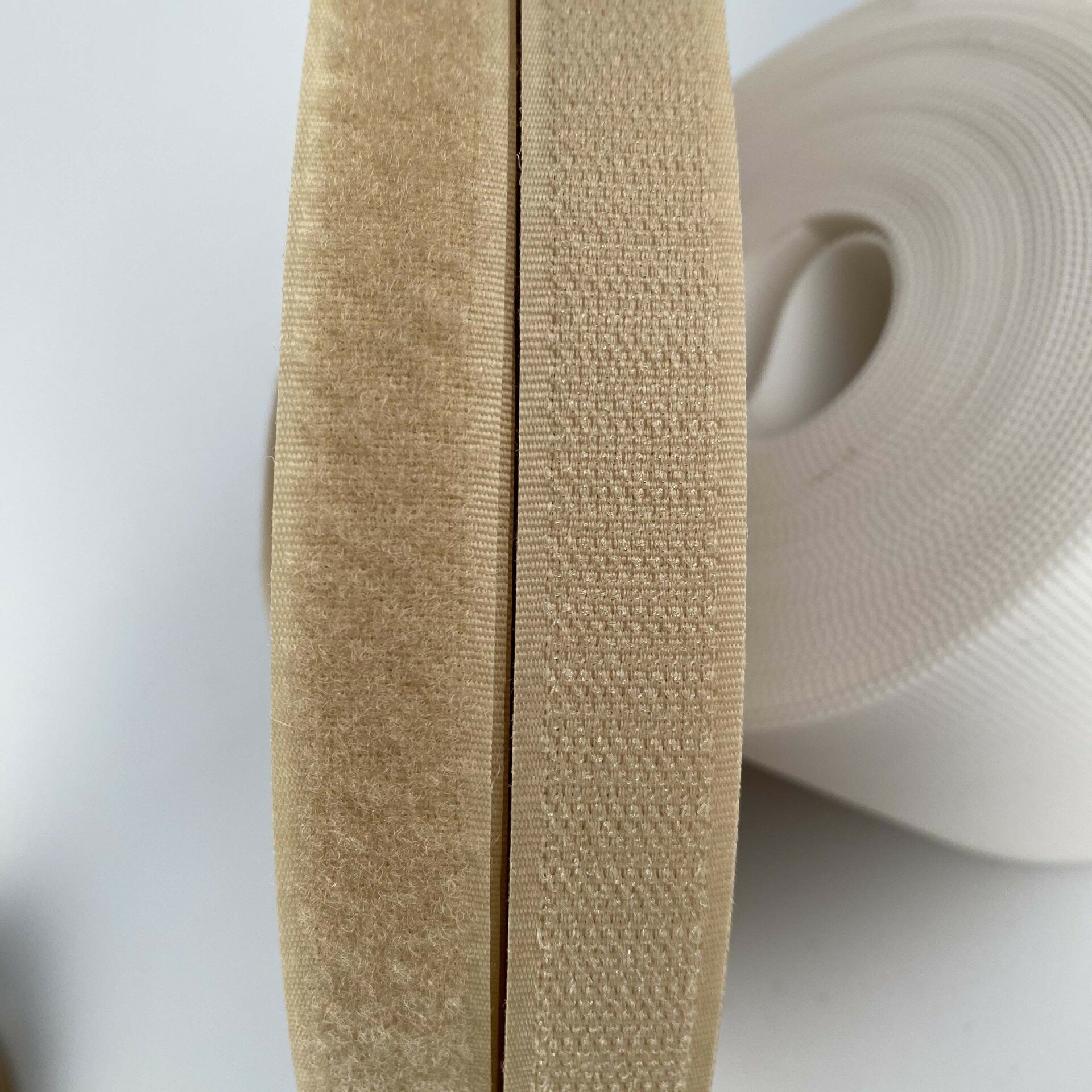 Цветная магическая лента 2,5 см, 30% нейлона, аксессуары с велкро поверхностью, водонепроницаемая фиксирующая пряжка, прочная лента для обуви и головных уборов