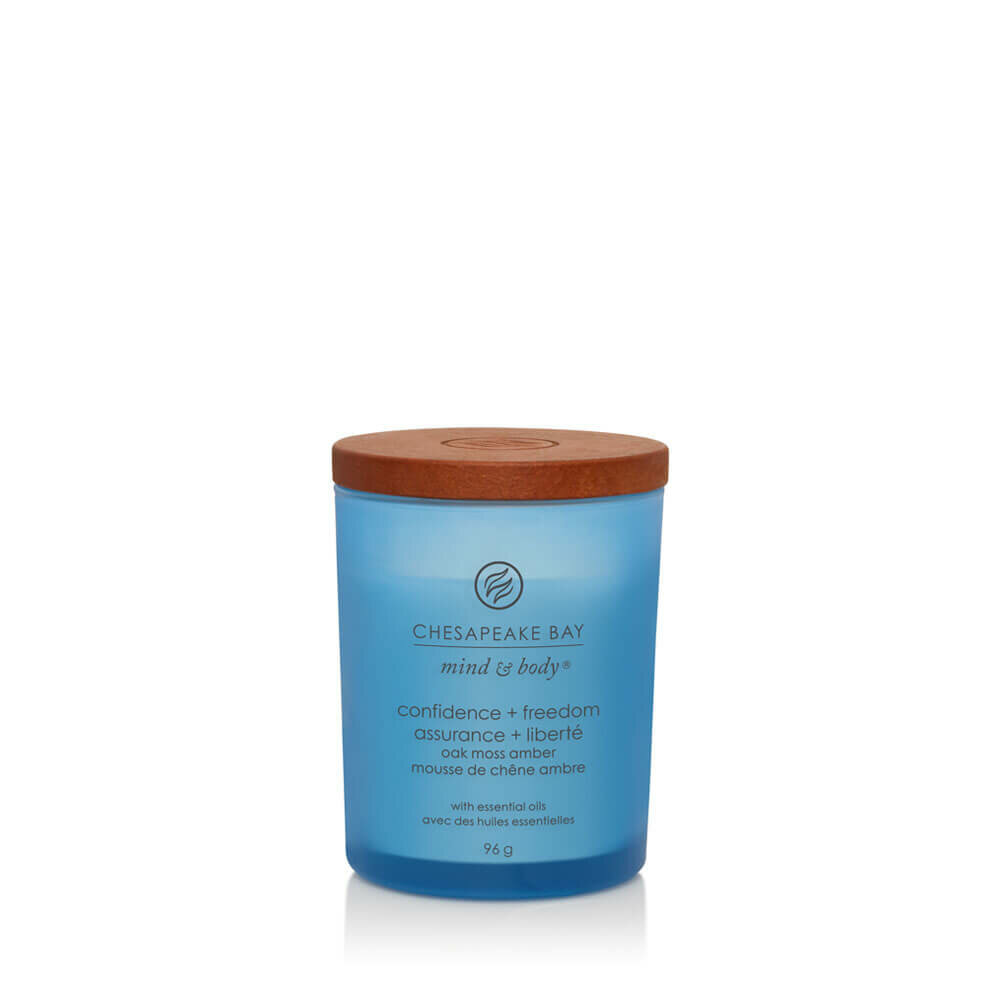 Chesapeake Bay Candle / Свеча маленькая Уверенность и свобода (амбра и дубовый мох) 96 гр.