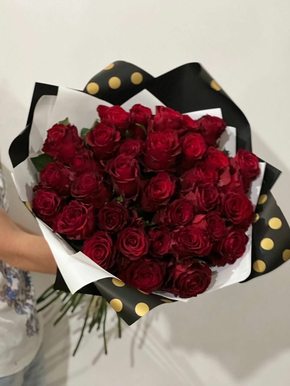 Розы красные Кения, 35шт