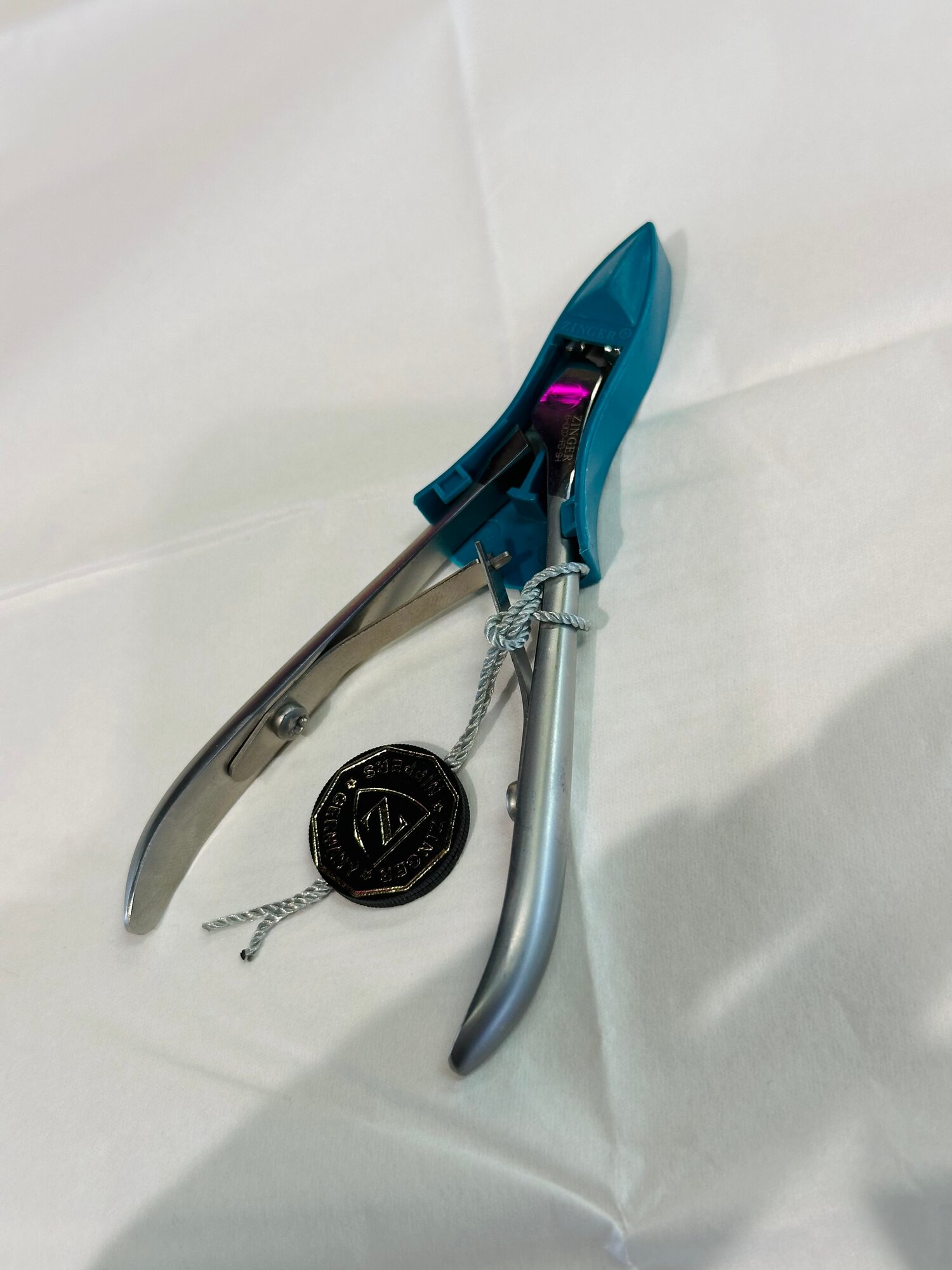 Кусачки маникюрные для кожи Zinger 007 FD с ручной заточкой