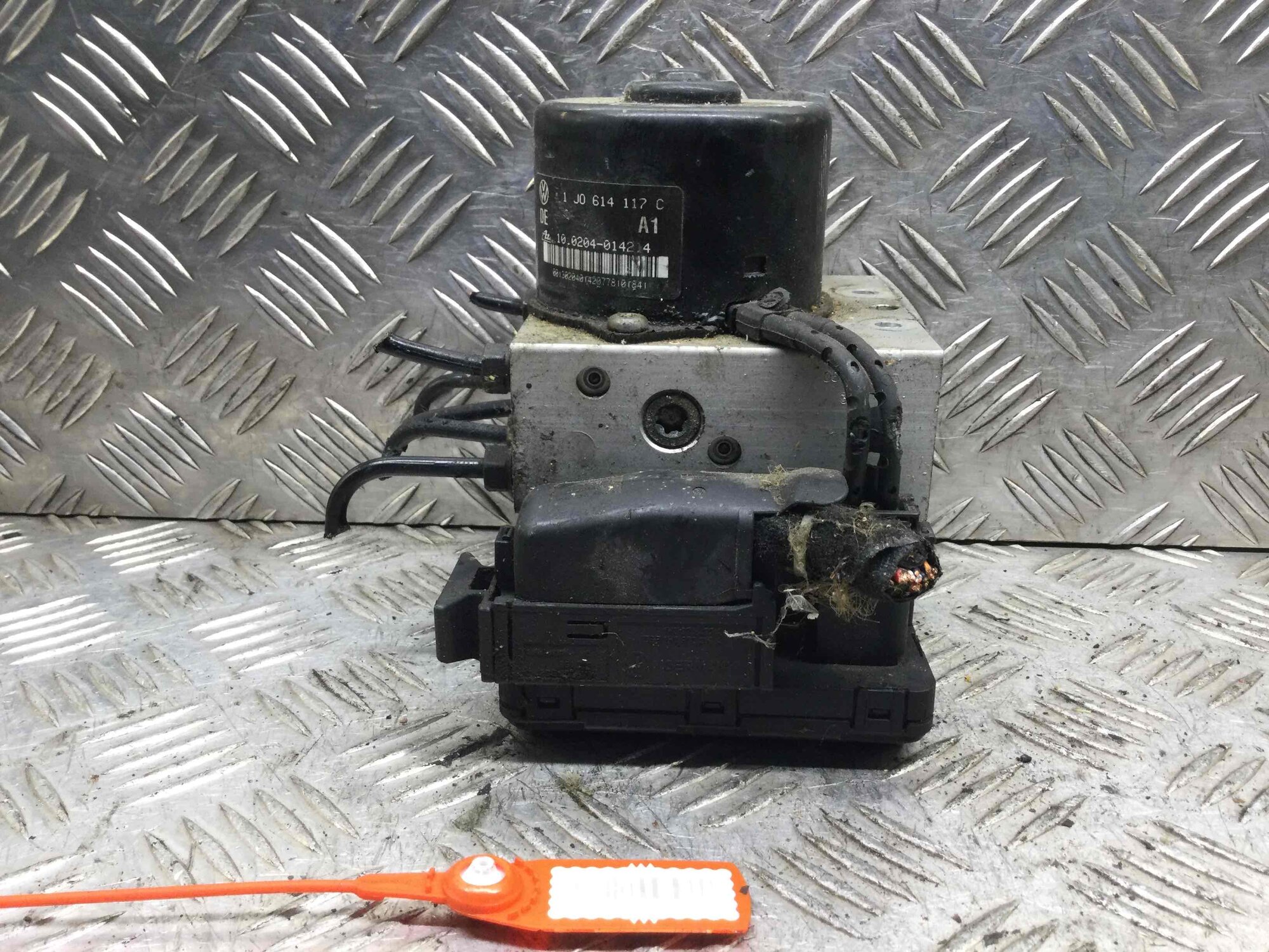 Б/У Блок ABS Volkswagen Golf 4 поколение (1997-2004) 2000 г.