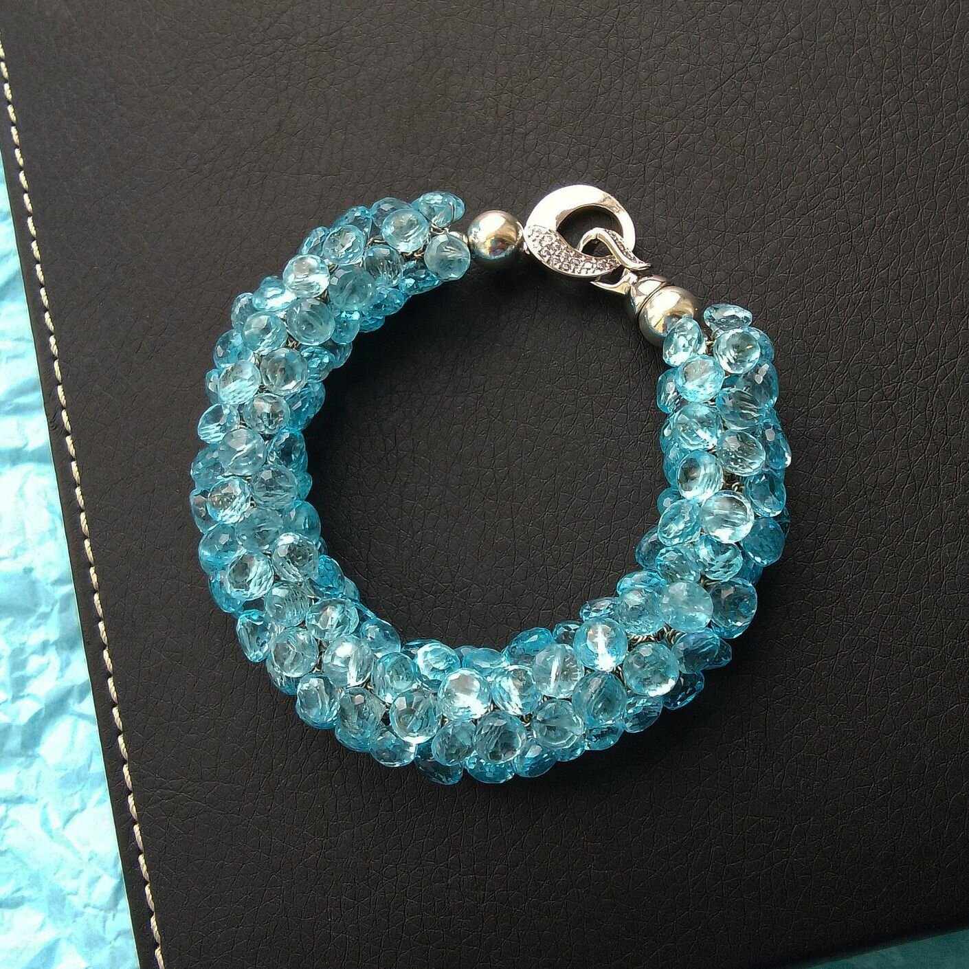 Плетеный браслет, топаз