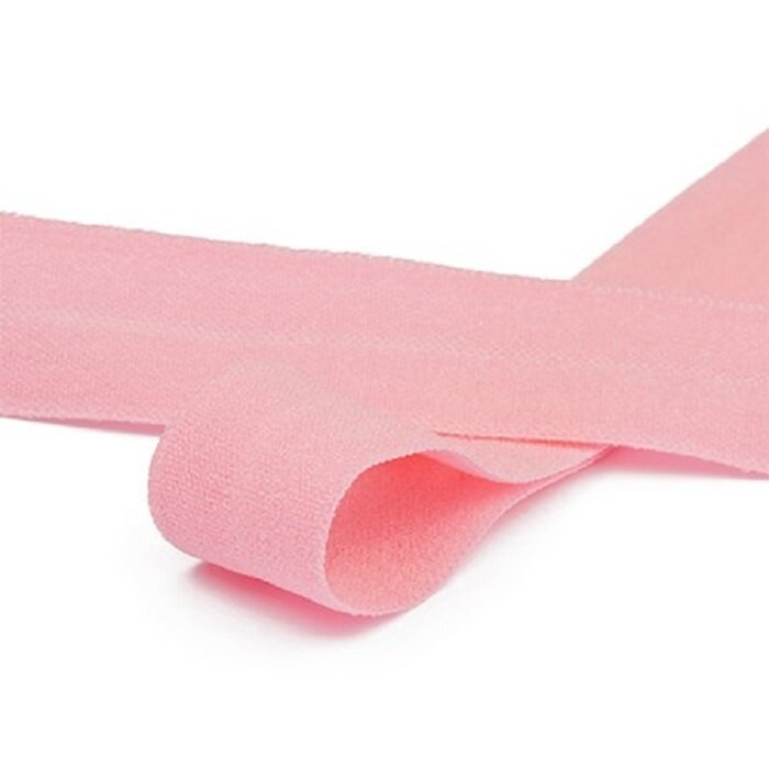 Резинка окантовочная трикотажная (бейка эластичная) матовая шир.15мм цв.137 розовый упак. 50 м.