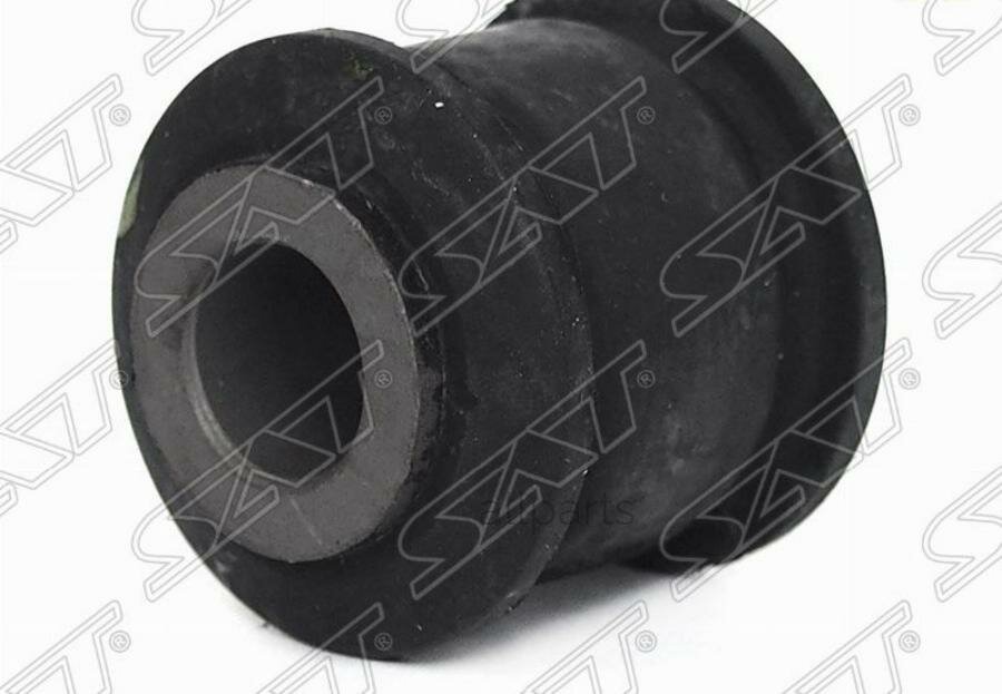 SAT ST-55157-62C00 Сайлентблок рычага Nissan Primera 90-02 / Sunny 90-00