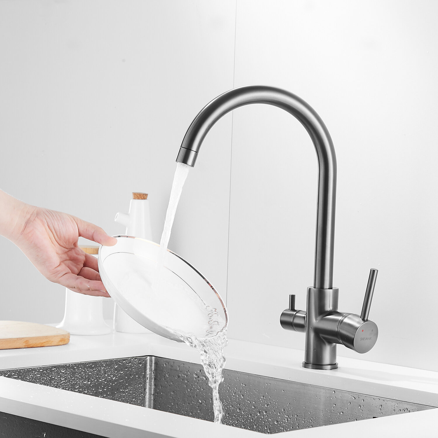 Смеситель для кухни с подключением фильтра питьевой воды Shevanik S128T