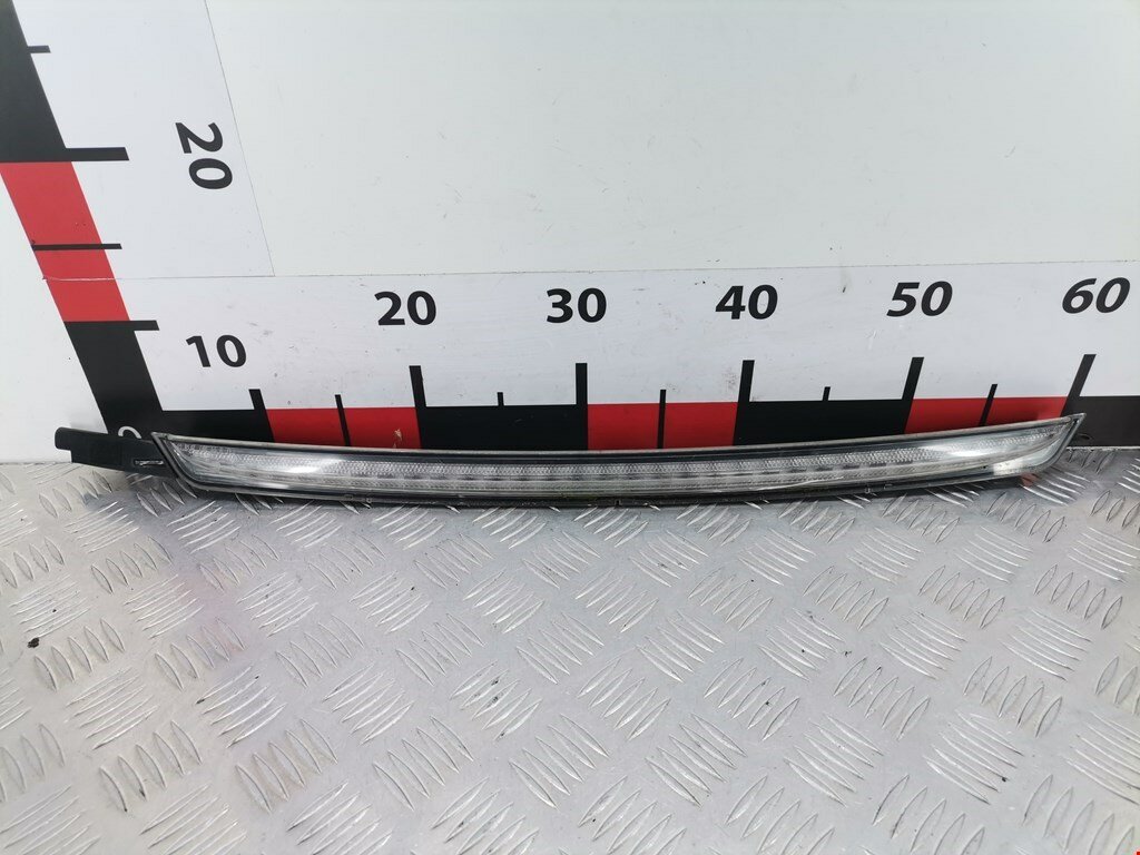 Фонарь дополнительный тормозной (стоп-сигнал) BMW 3-Series (E46) 63256917540 арт. 1681200