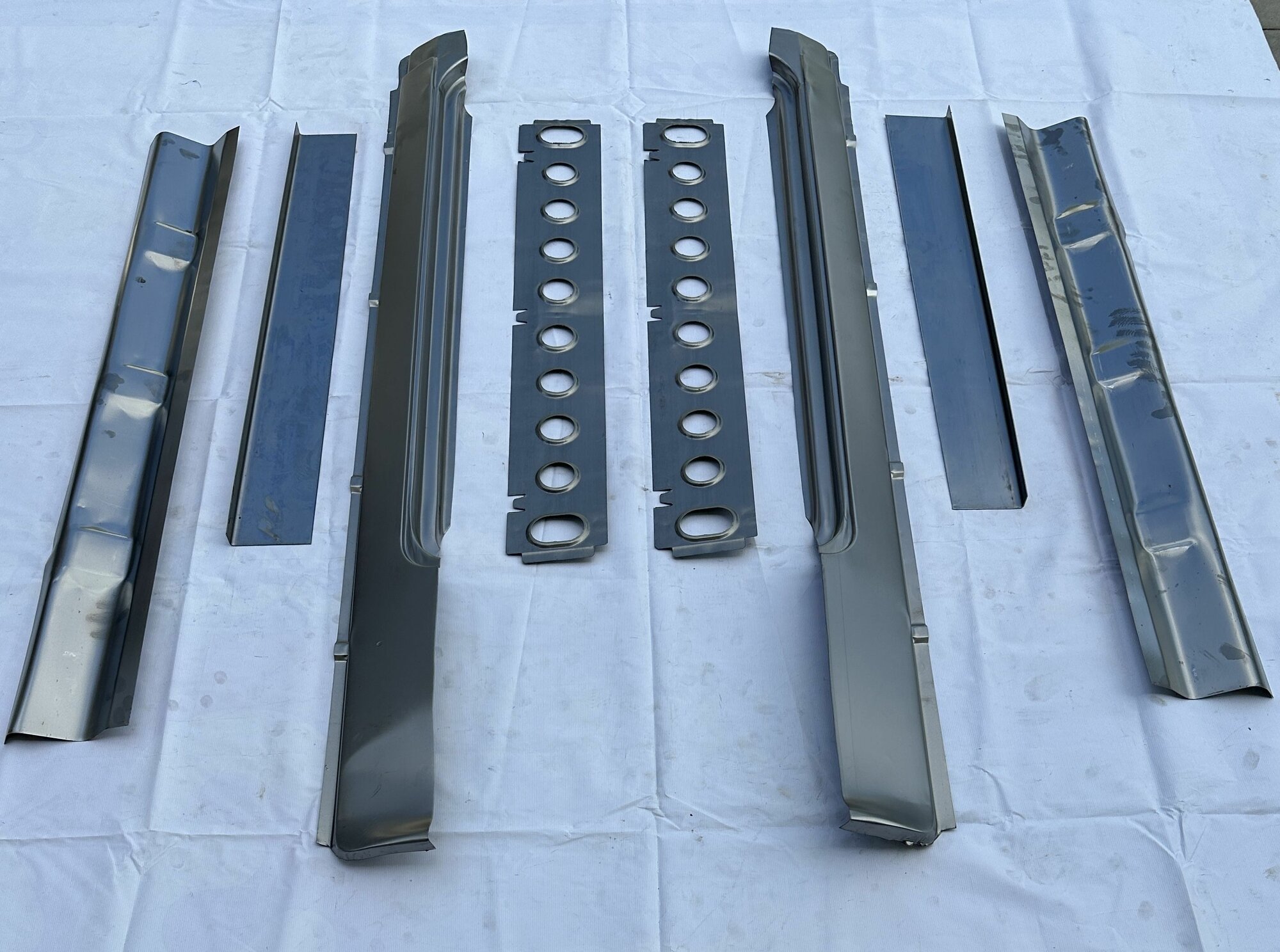 Комплект порогов на лада (ВАЗ) 2108, 2113