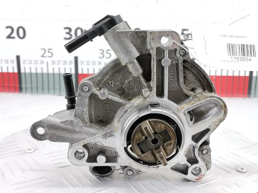 Насос вакуумный Ford Mondeo 4 1707027 арт. 1763654