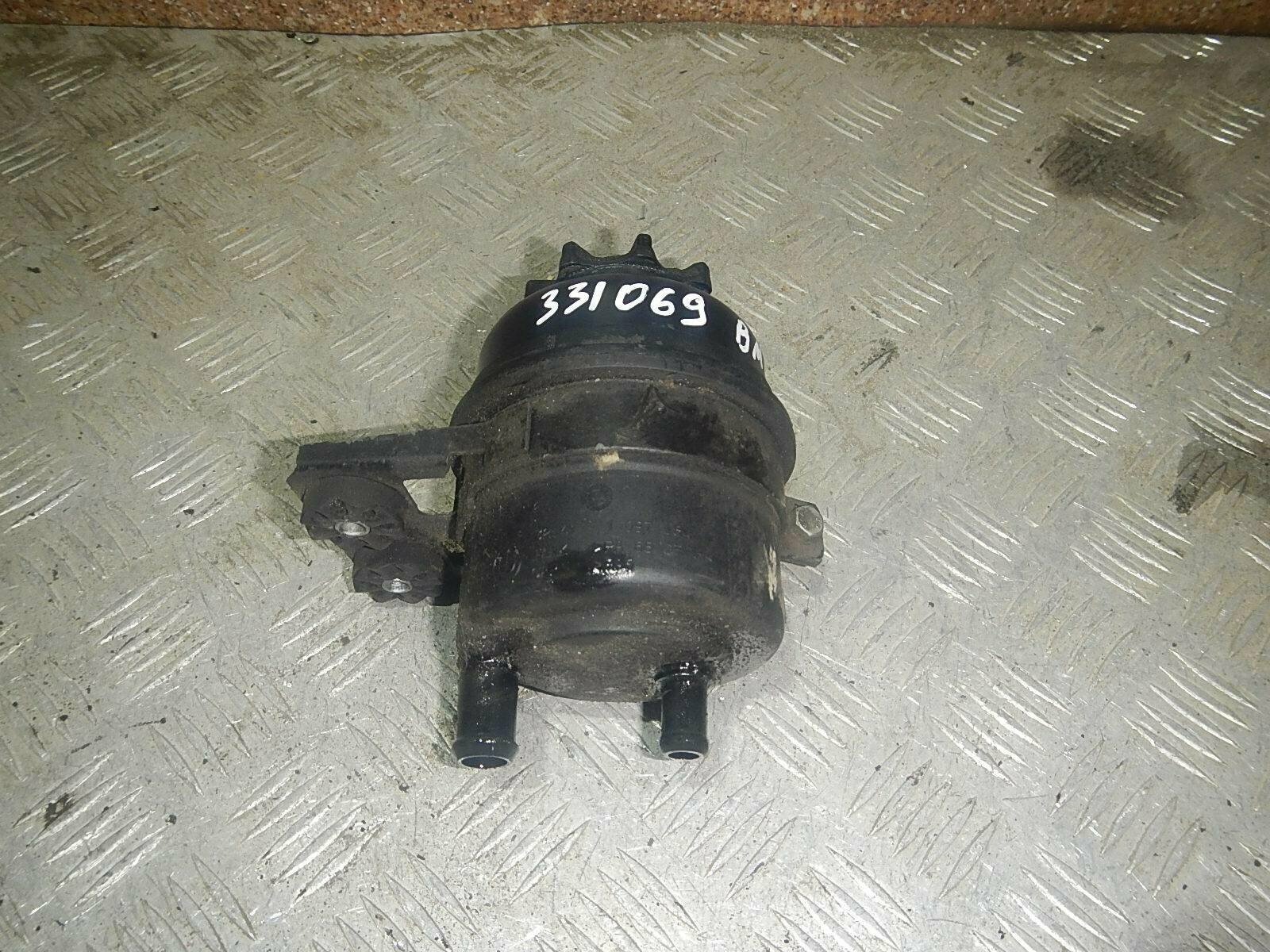 Б/У Бачок гидроусилителя, BMW (БМВ)-3 (E90, E91) (05-) BMW 3 (E90, E91) (05-12) Без повреждений 331069 BMW арт. 32416851217