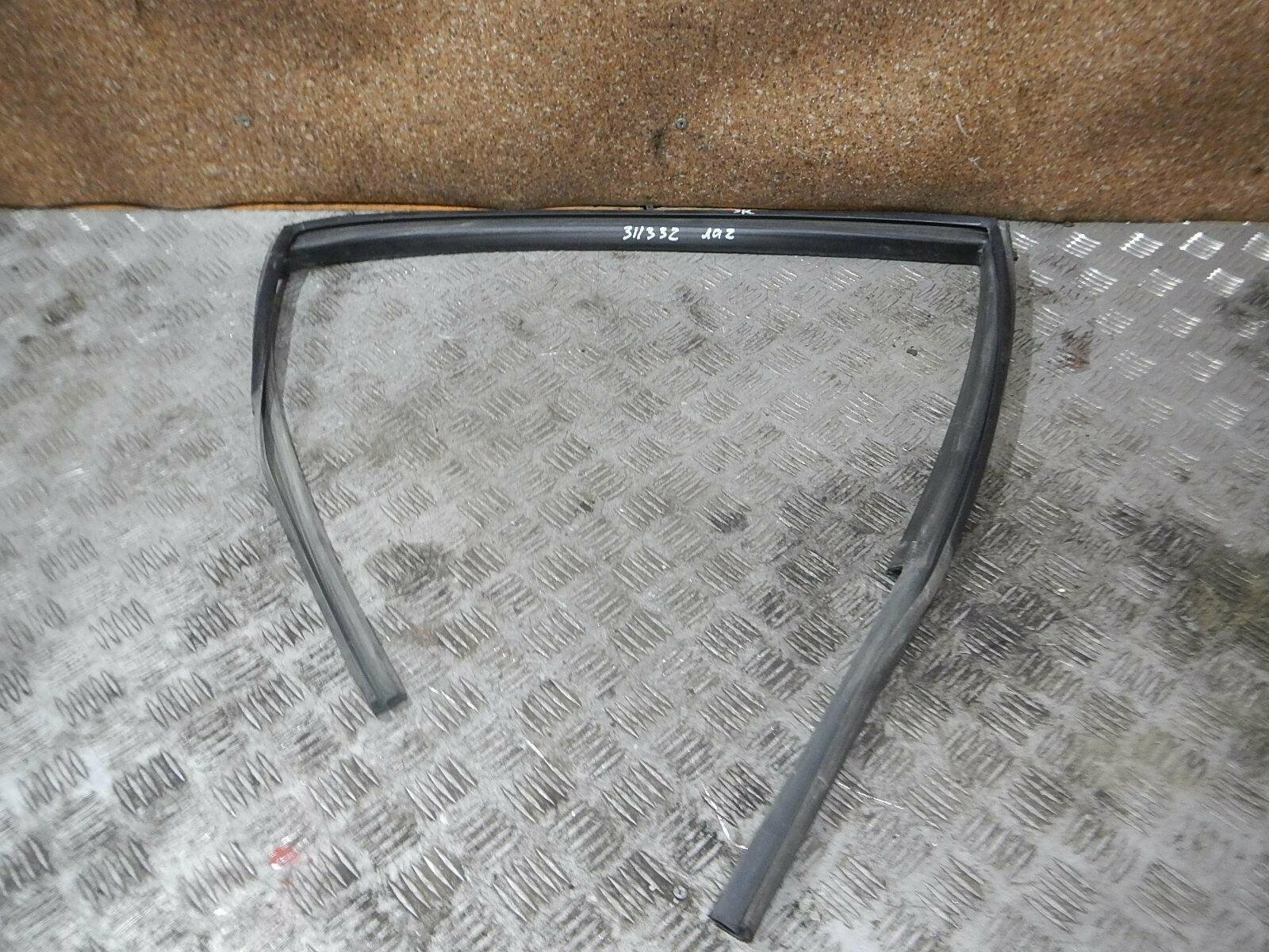 Б/У Уплотнитель стекла двери задней правой, Chevrolet (Шевроле)-LACETTI (04-) CHEVROLET LACETTI (04-13) Хетчбэк Без повре...