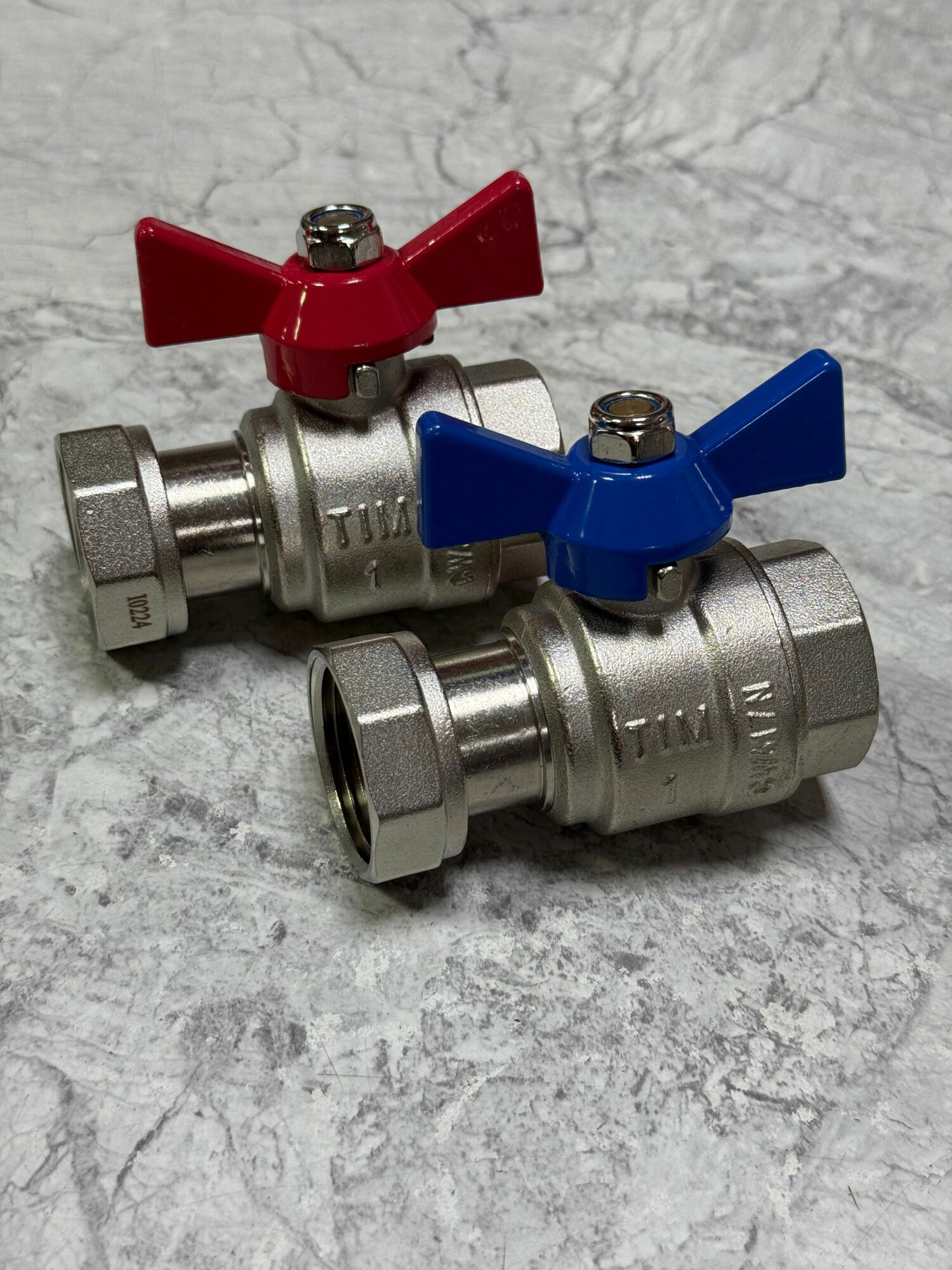 Кран коллекторный с накидной гайкой 1" (пара) TIM