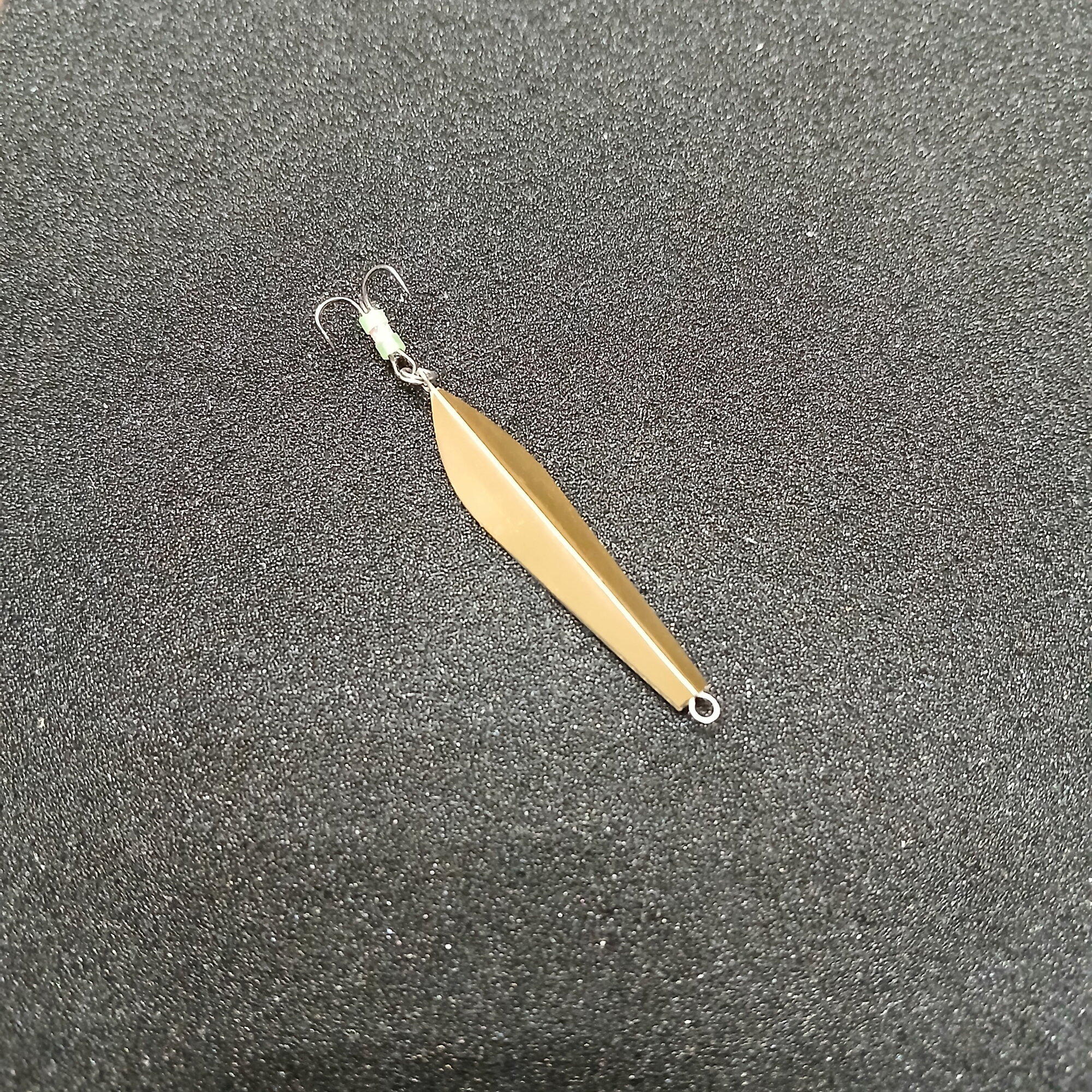 Зимняя блесна на окуня "Уловистая", ручная работа, тройник со светонакопительным кембриком