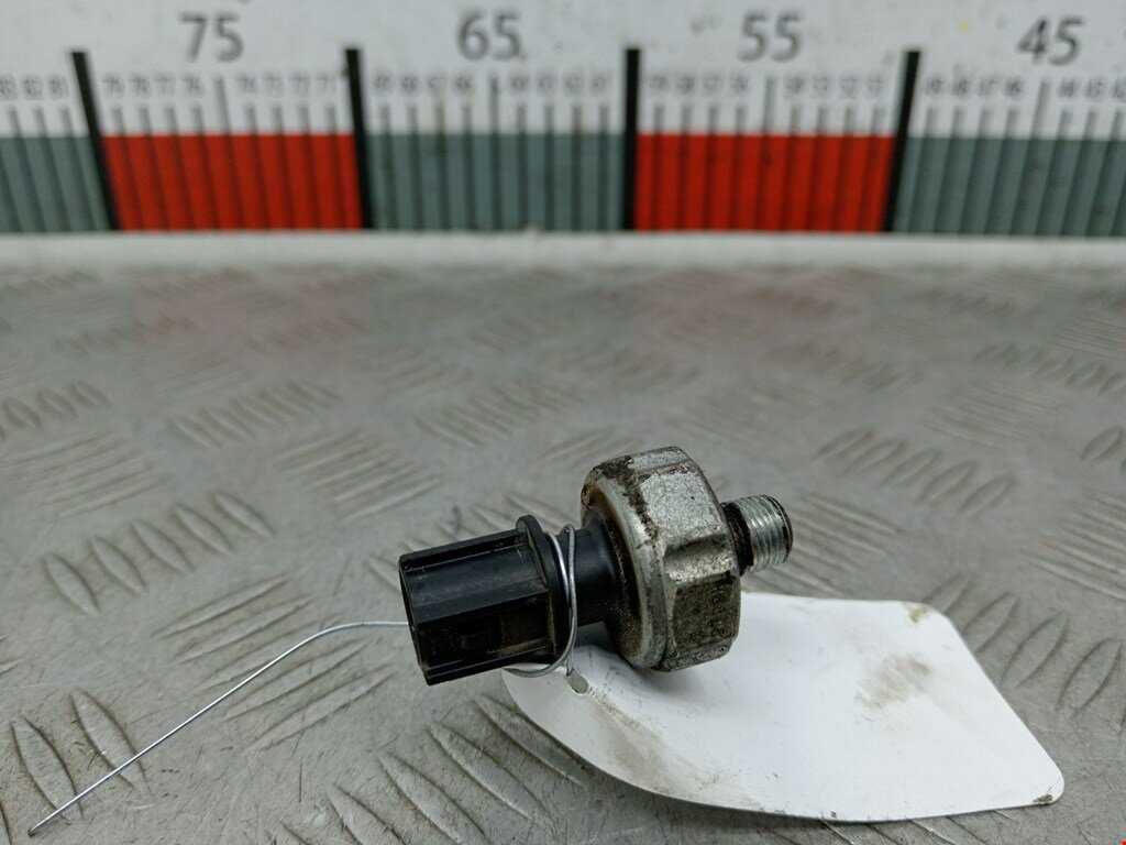 Датчик давления масла Nissan Qashqai+2 252404M40E арт. 2261709