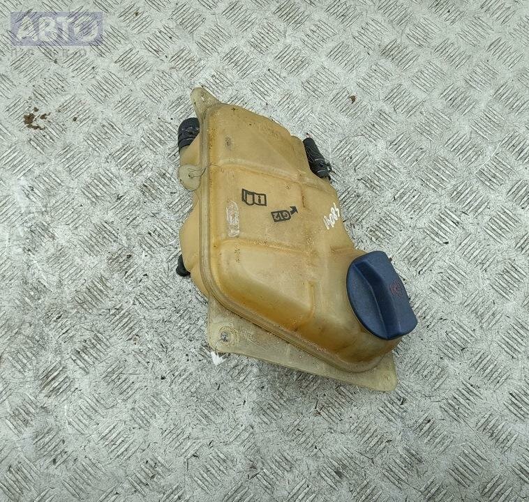 Бачок расширительный Volkswagen Passat B5+ (GP)