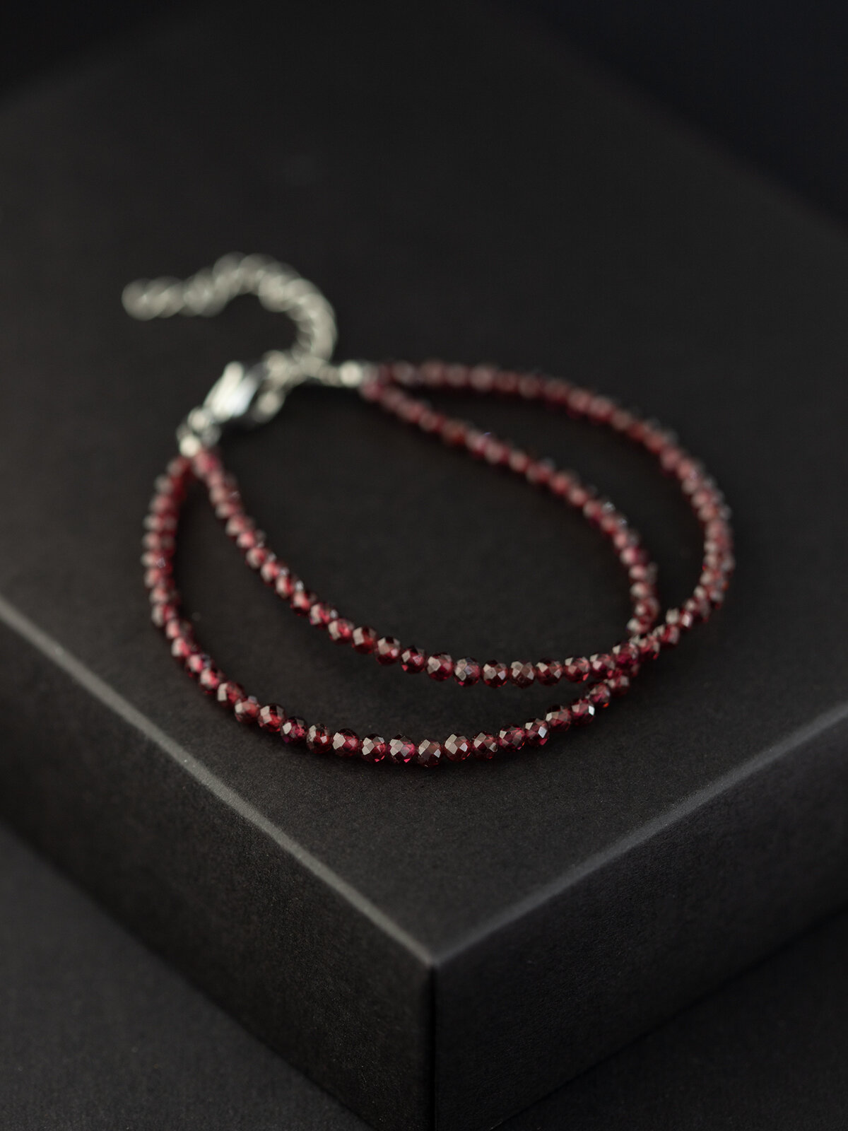 Браслет, гранат