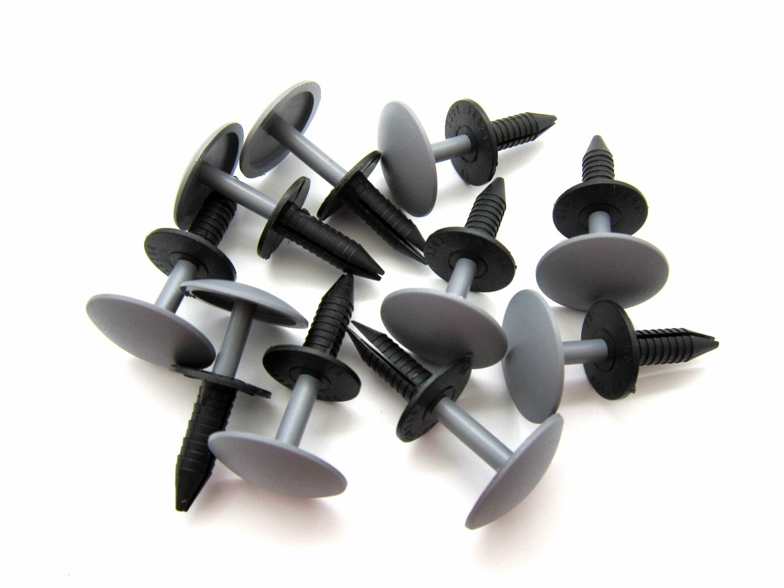 Автомобильная клипса (пистон) обивки задней двери Газель 3302 серая, 10 шт.