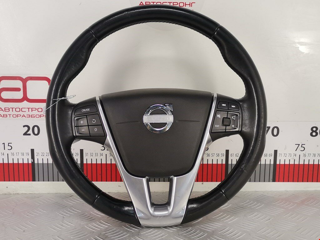 Руль Volvo S60 2 31390471 арт. 1454412