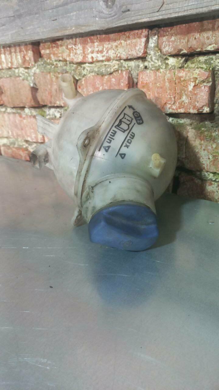 Бачок расширительный Volkswagen Sharan рест. (2000 - 2003) 1M3121407A