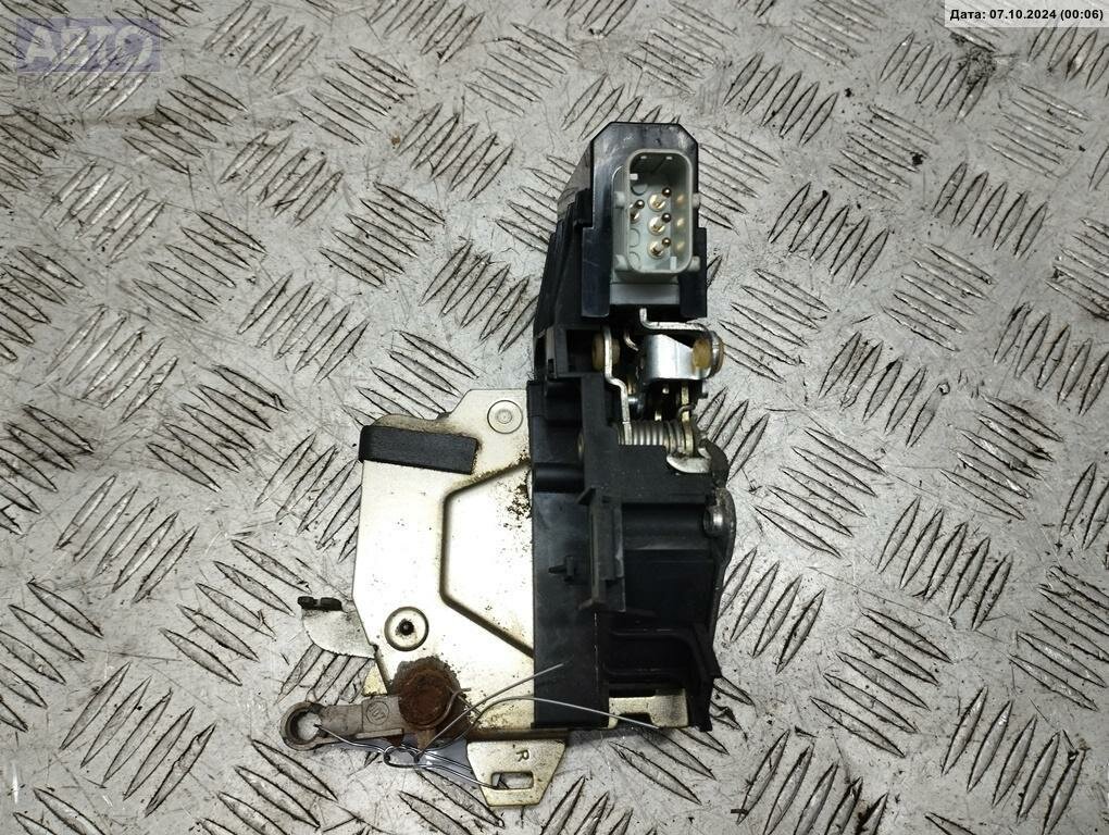 Замок двери передней правой BMW 5 E39 (1995-2003)