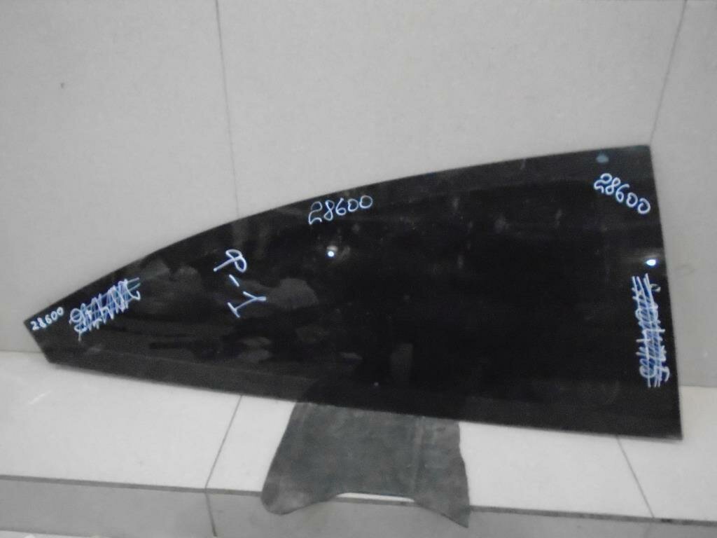 Стекло кузовное глухое правое от Ford Focus 1 1998-2005