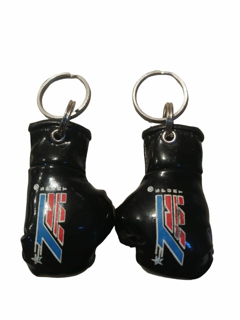 Сувенирные перчатки на авто