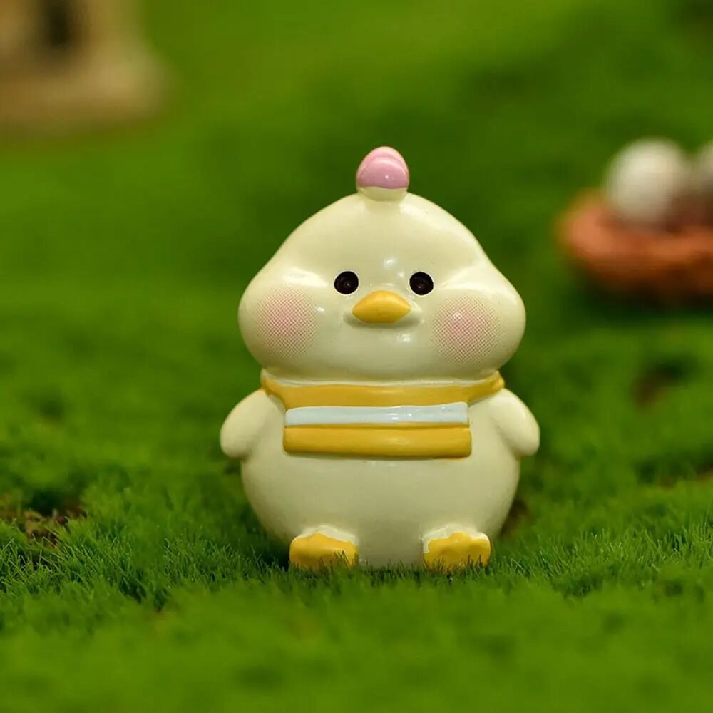 Фигурка цыпленка Chick из полимера