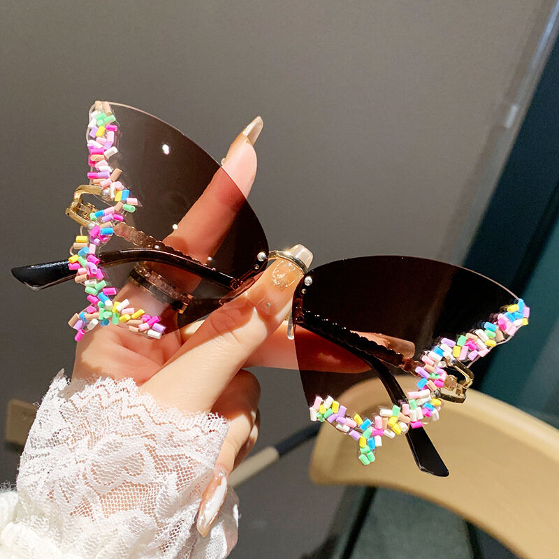 Солнцезащитные очки