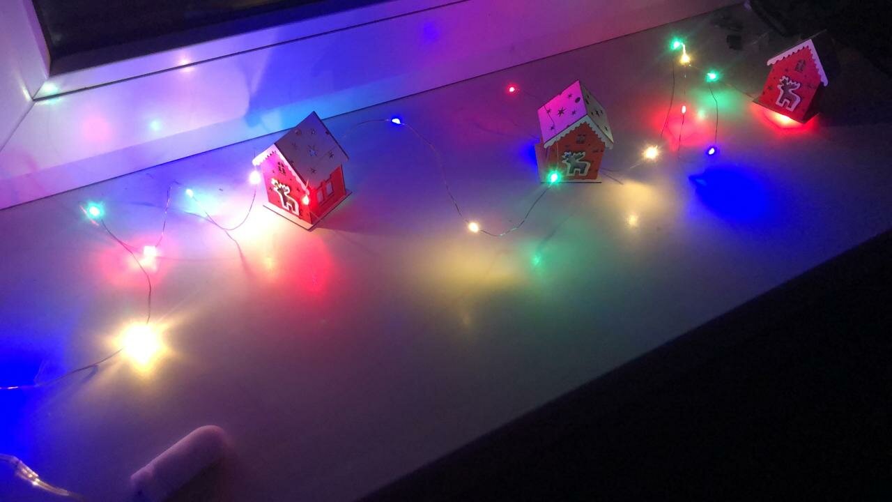 Гирлянда светодиодная WellFort Мултьиколор 20 Led, 1,9 метров, для Дома. На Батарейках.