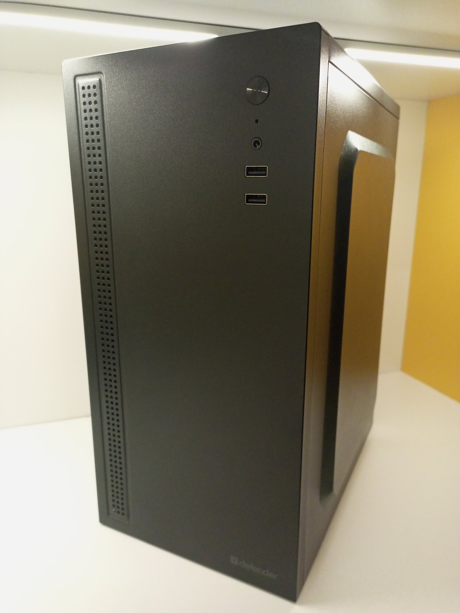 Офисный компьютер Core i3-2100 3.1Ghz/4Gb D3/ssd120Gb/450w БП