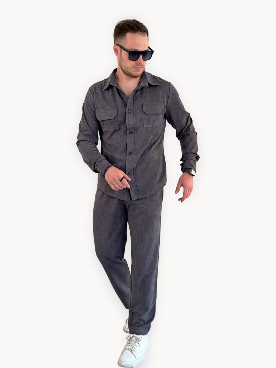 Костюм спортивный