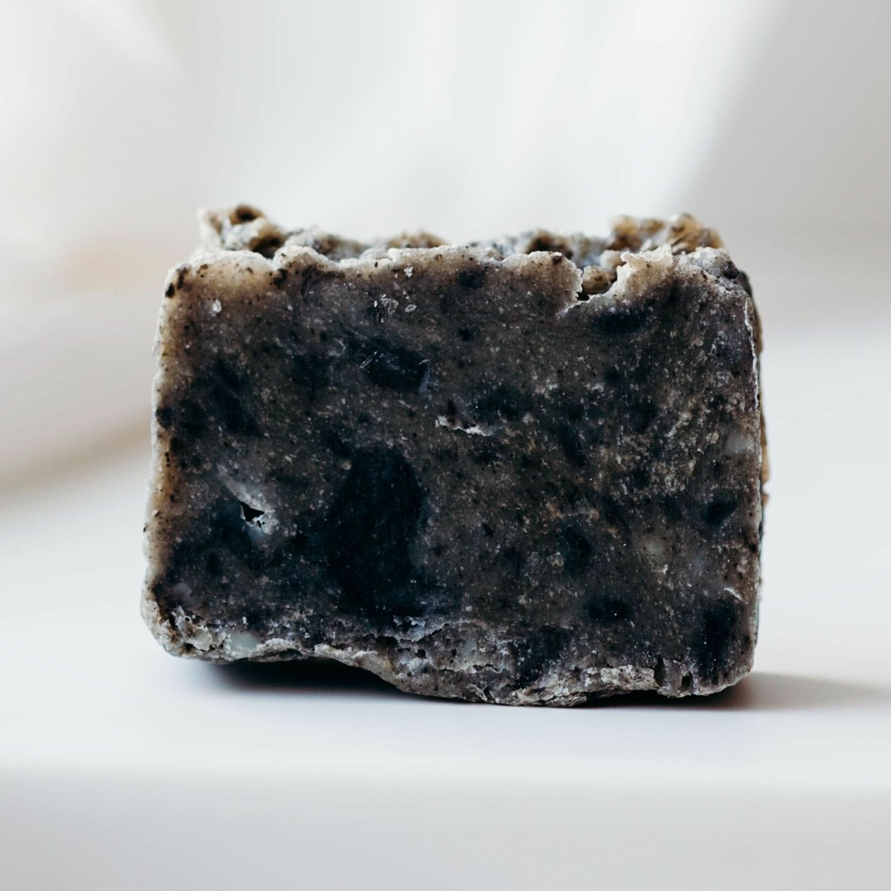 Мыло туалетное для рук Древесный уголь душистое ароматное от шуйской мыловарни