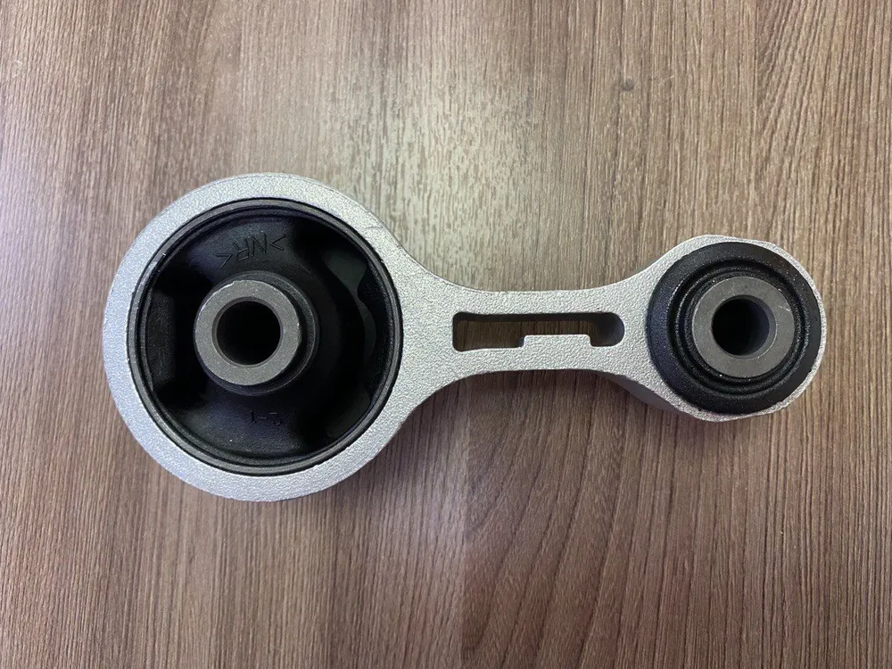 Опора двигателя задняя (производитель Япония) FAW Besturn B50 X80 MAZDA Фав Бестурн Б50 Икс80 Мазда