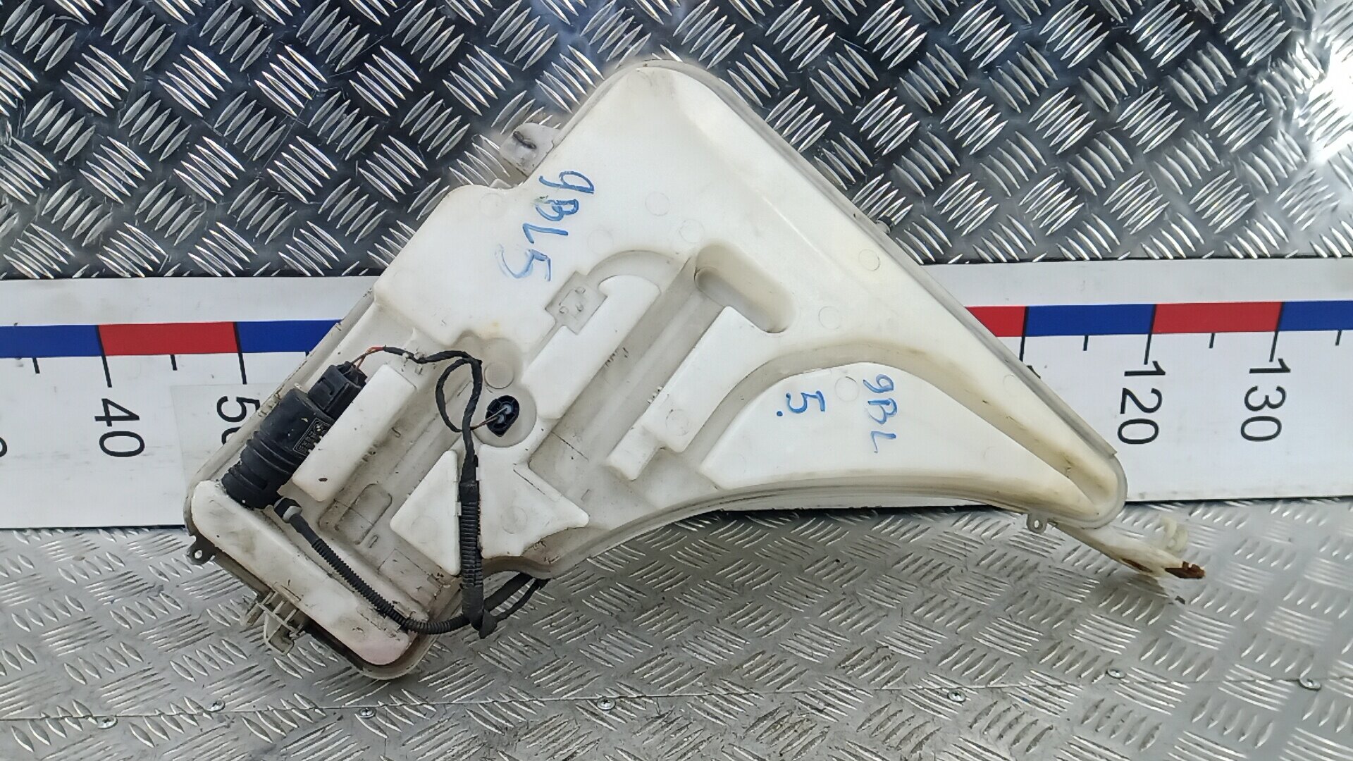 Бачок омывателя BMW 3 F30/F31