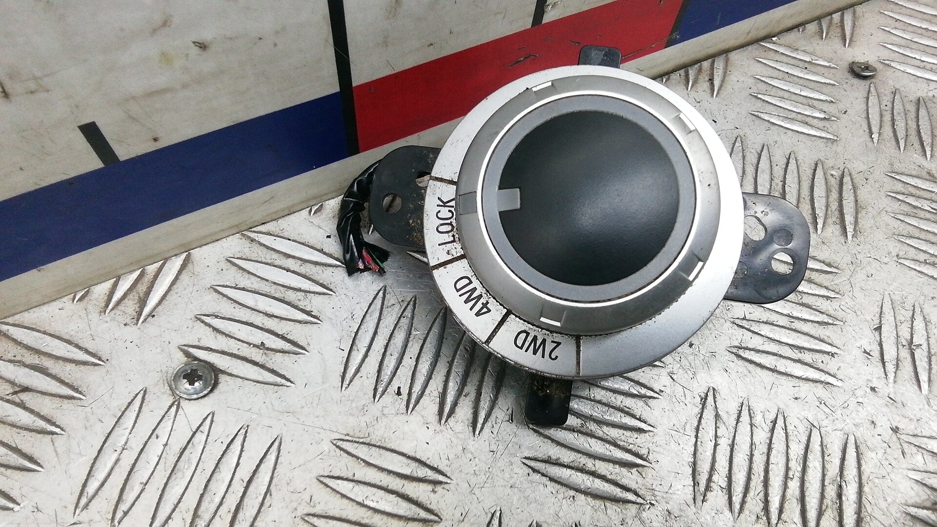 Блок управления раздаточной коробки MITSUBISHI OUTLANDER 2, Номер 8604A008