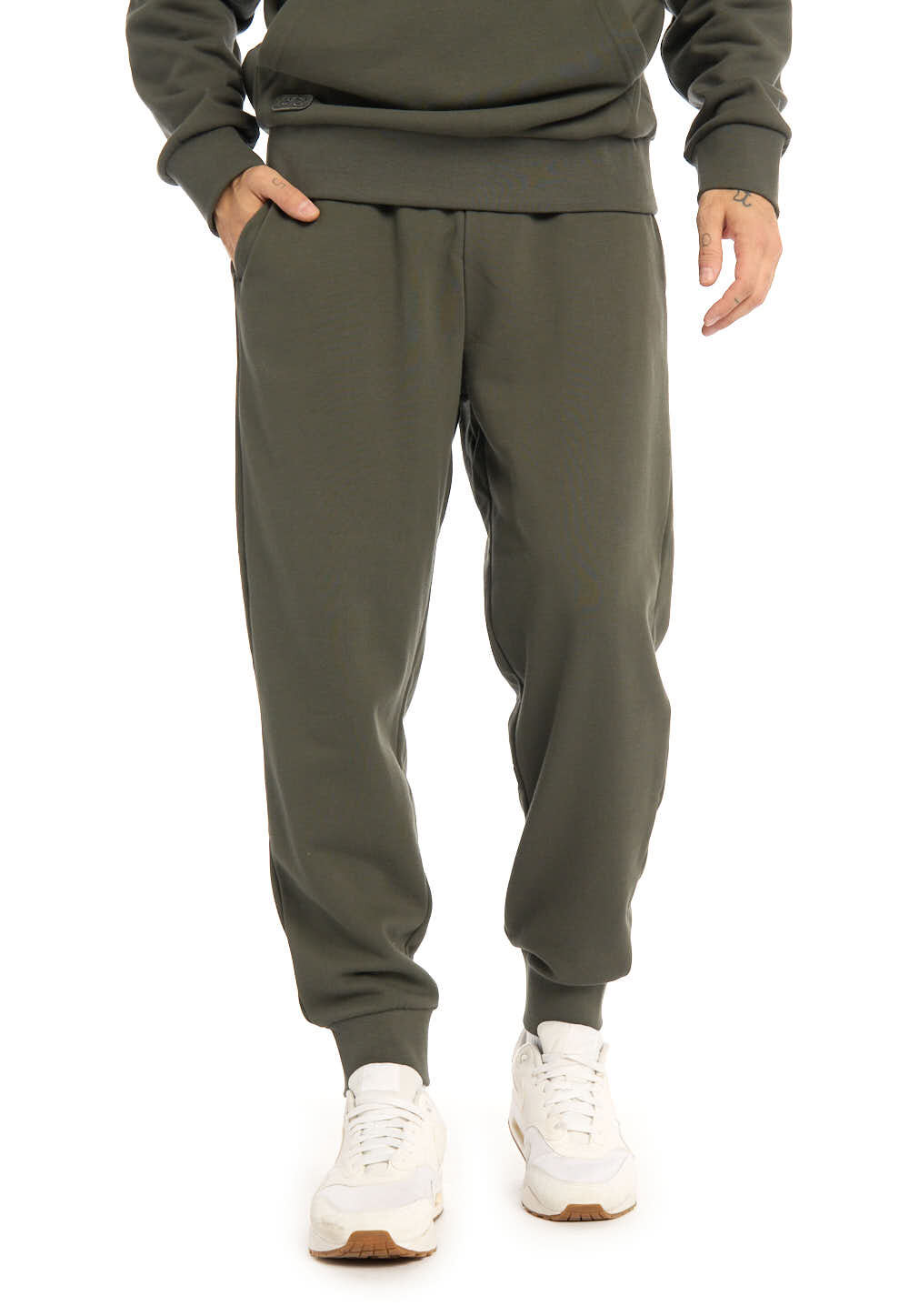 Брюки спортивные