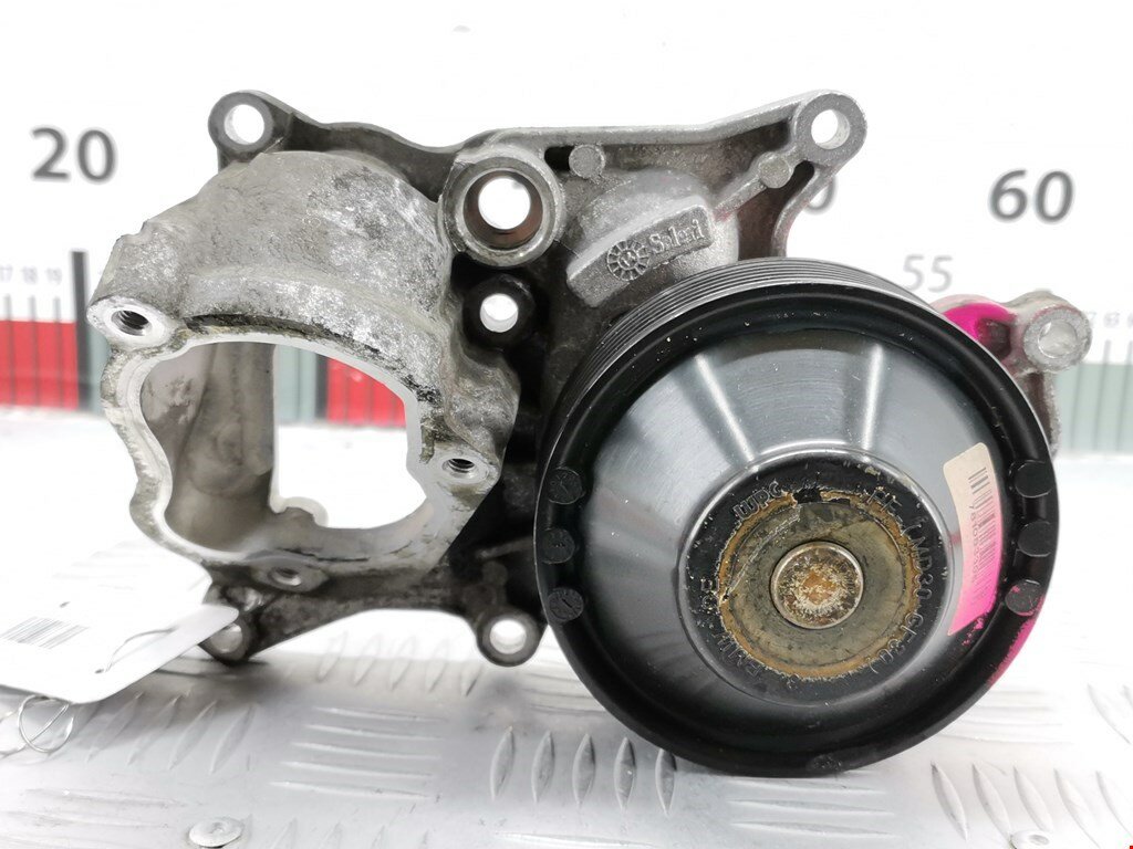 Насос водяной (помпа) BMW 5-Series (F07/F10/F11/F18) 11518516204 арт. 1741591