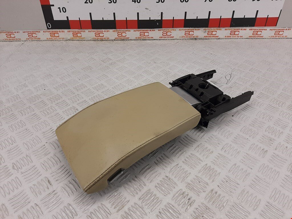 Подлокотник Volvo S80 2 39804759 арт. 776140