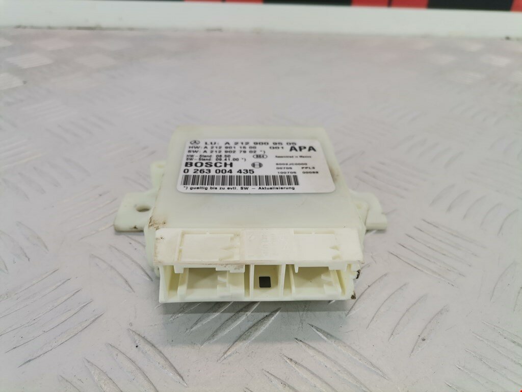 Блок управления парктрониками Mercedes E-Class (W212) A2129009505 арт. 1079873