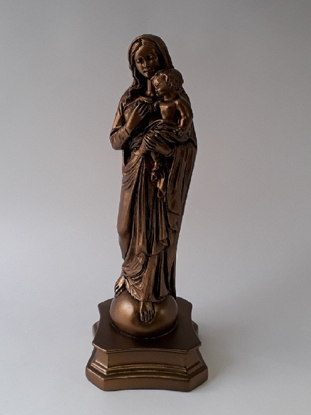 Статуэтка Дева Мария с младенцем (Мадонна с младенцем), 24,5см, бронза, гипс